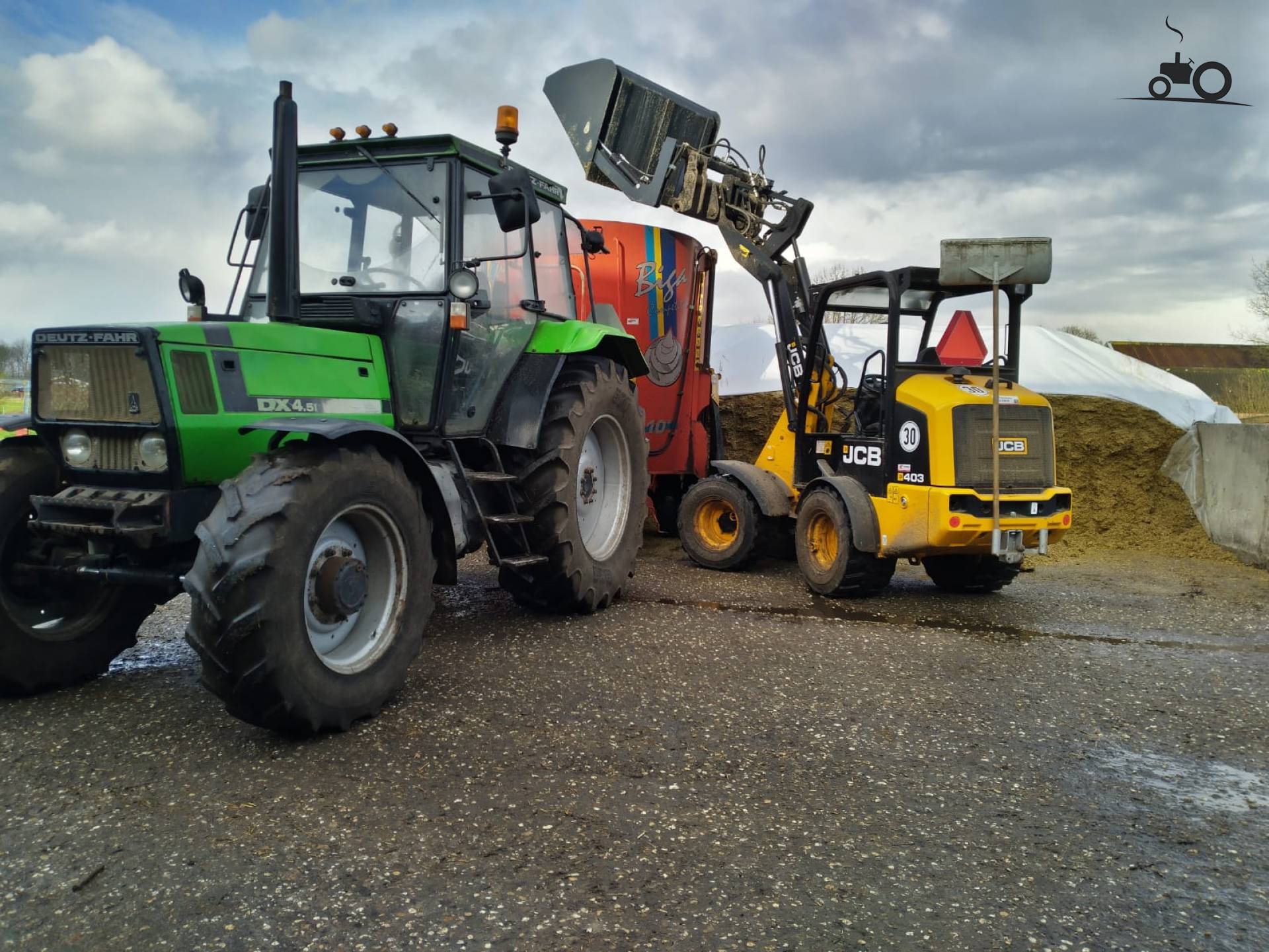 Foto JCB 403 #1339711