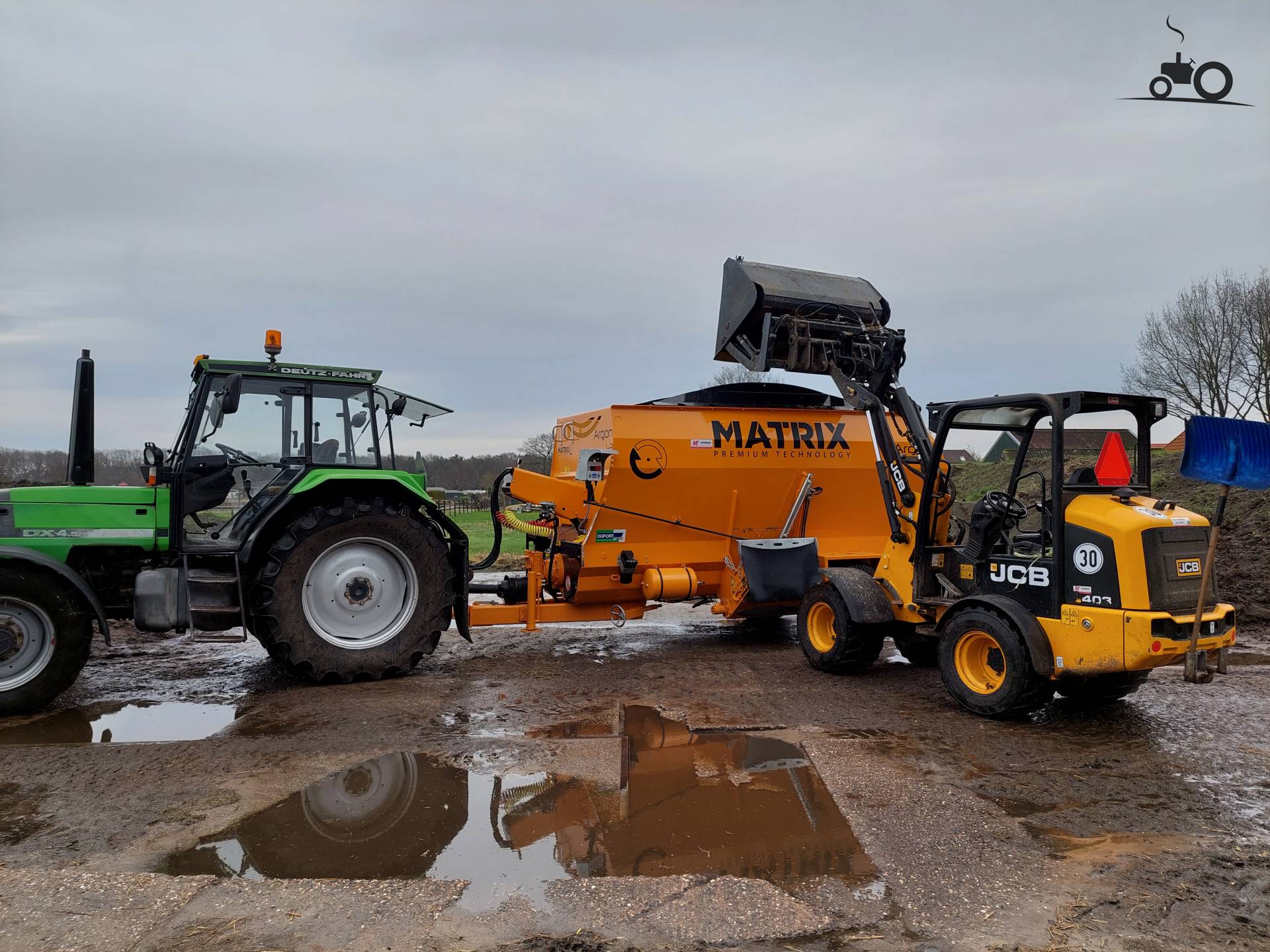 Foto JCB 403 #1451331