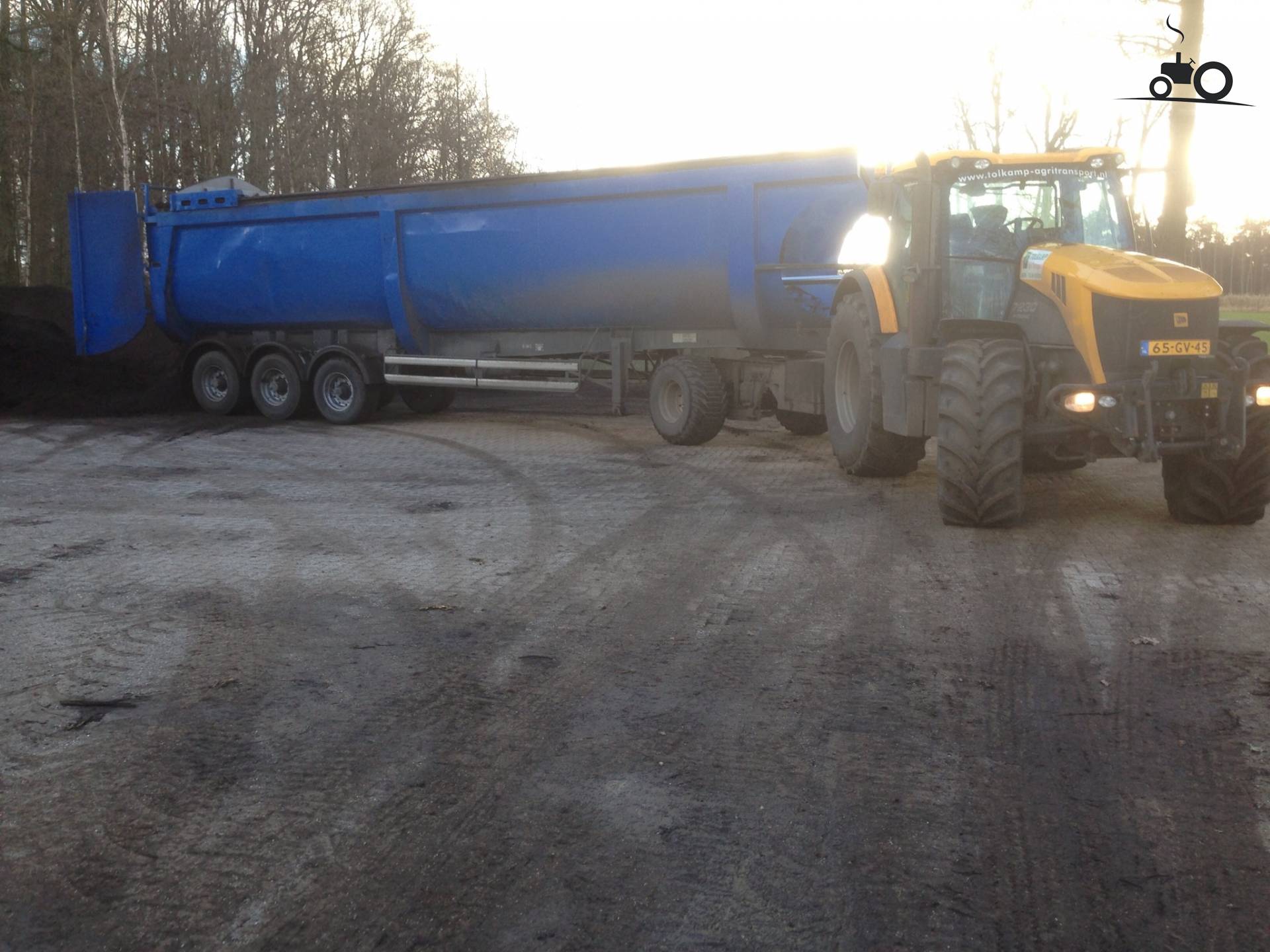 Foto JCB Fastrac 7230 van Tolkamp Agri Service
