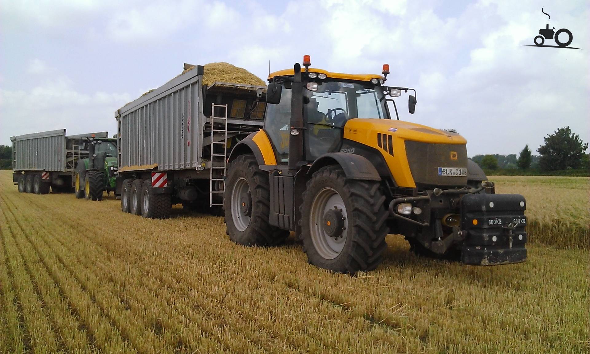 Foto JCB Fastrac 8250 #814431