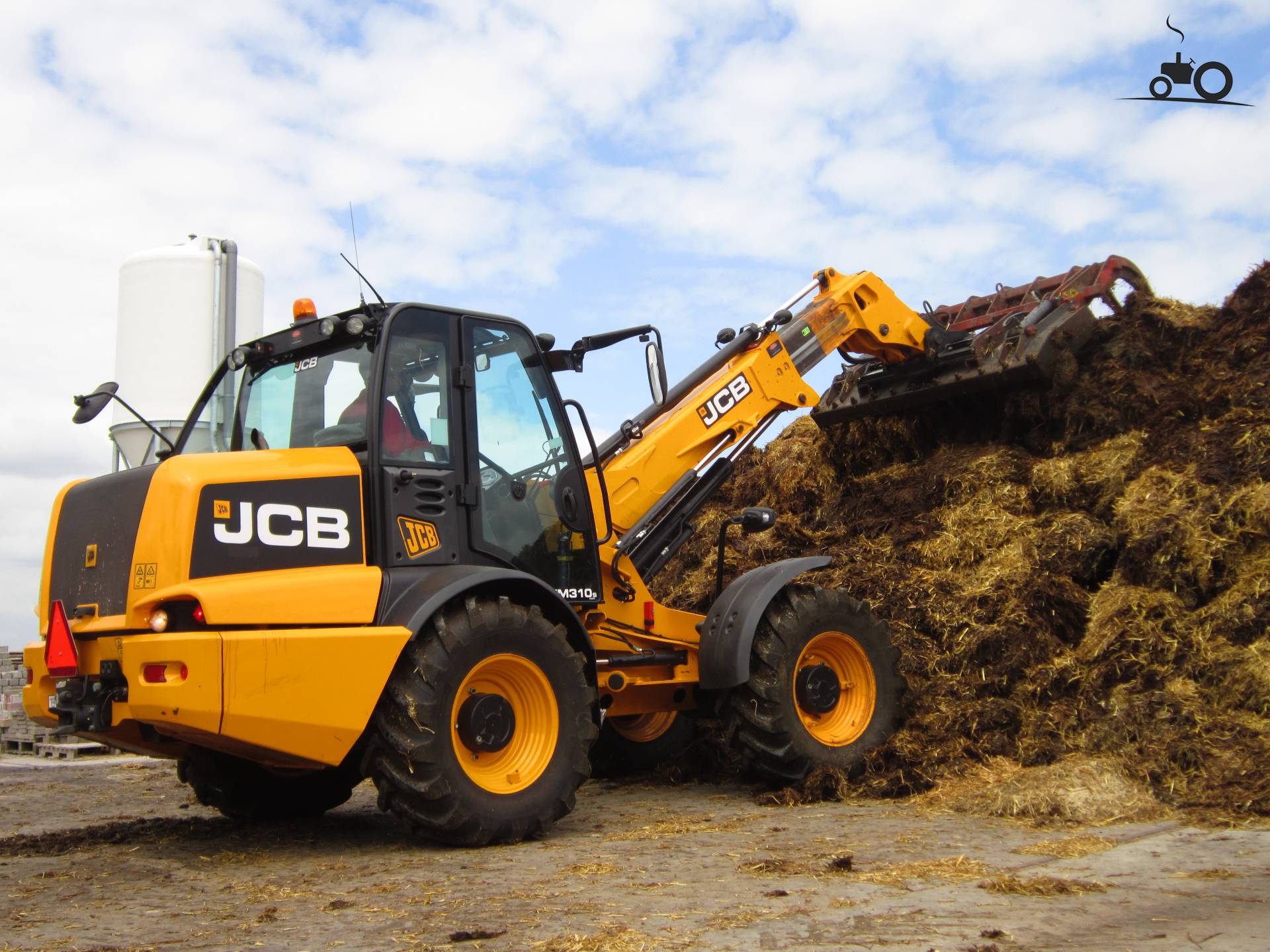 Foto JCB TM 310 #854108
