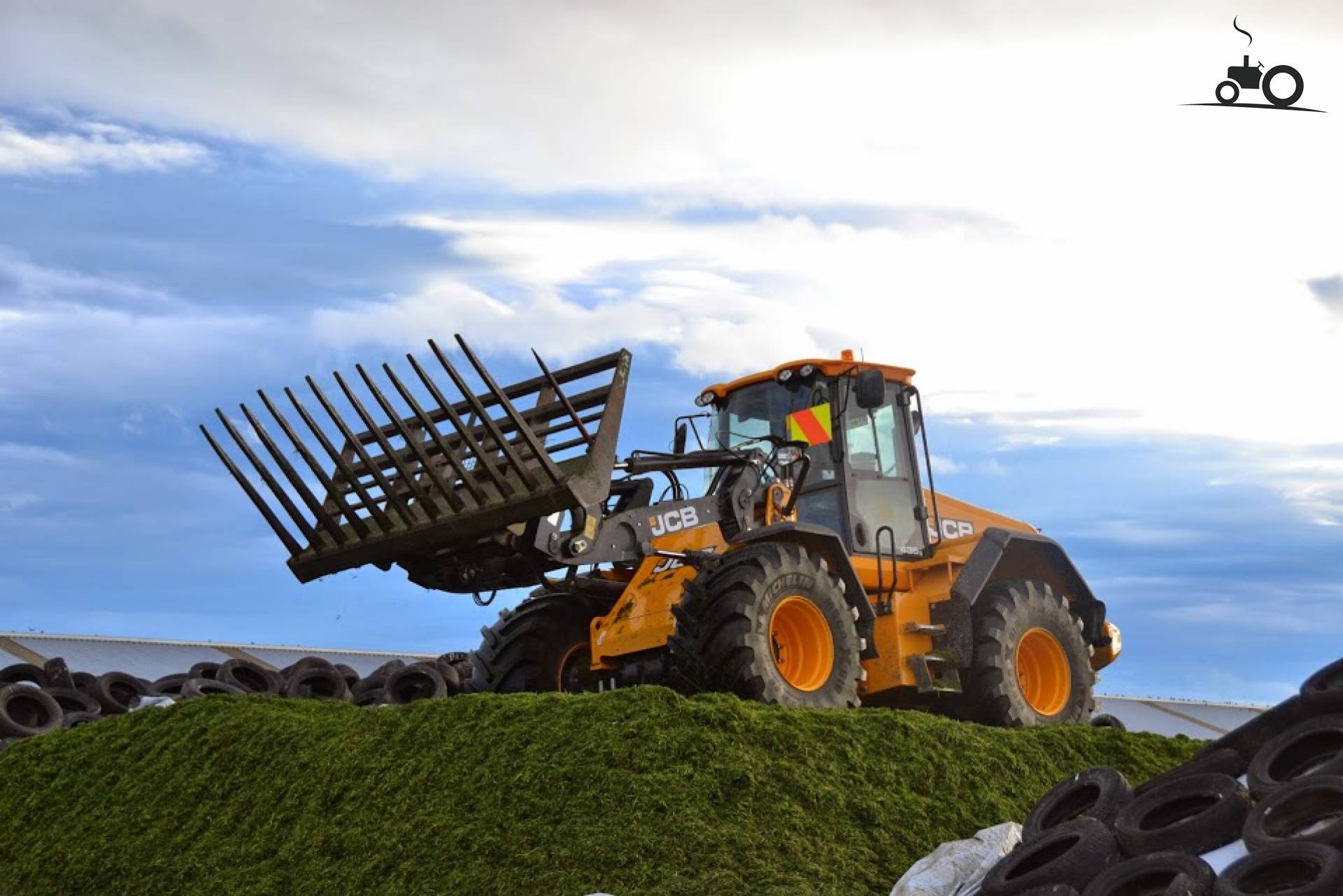 JCB Shovel Fanclub - Specificaties, Foto's, Reviews & Forum