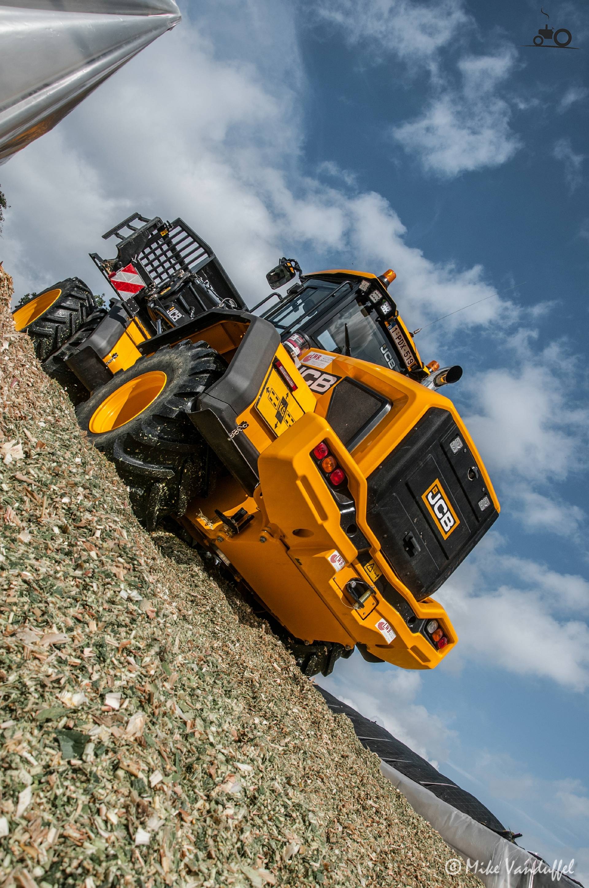 JCB Shovel Fanclub - Specificaties, Foto's, Reviews & Forum