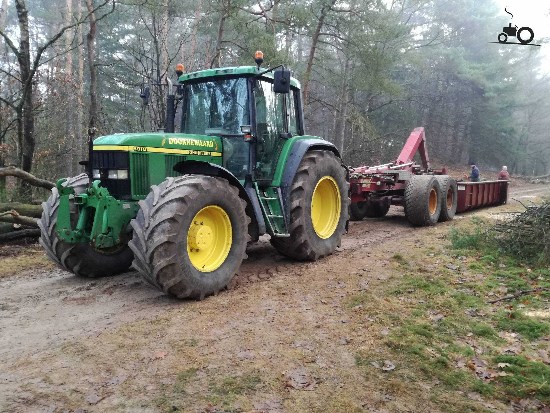 Foto John Deere 6910 van Loon-grondverzetbedrijf Doornewaard