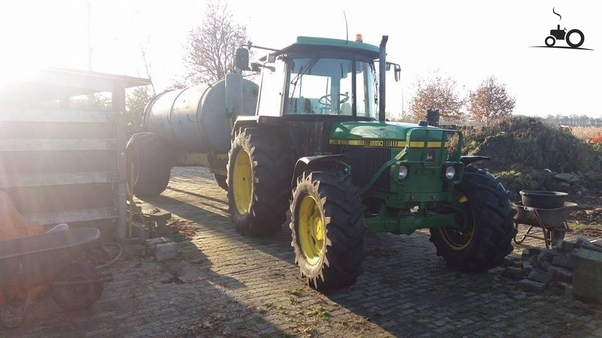 Foto John Deere 2850 #1142670