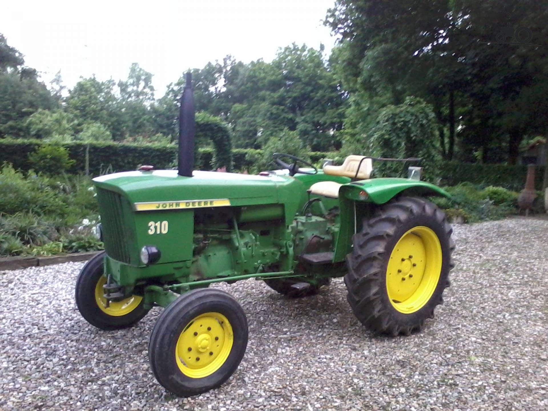 Foto John Deere 310 #1143408