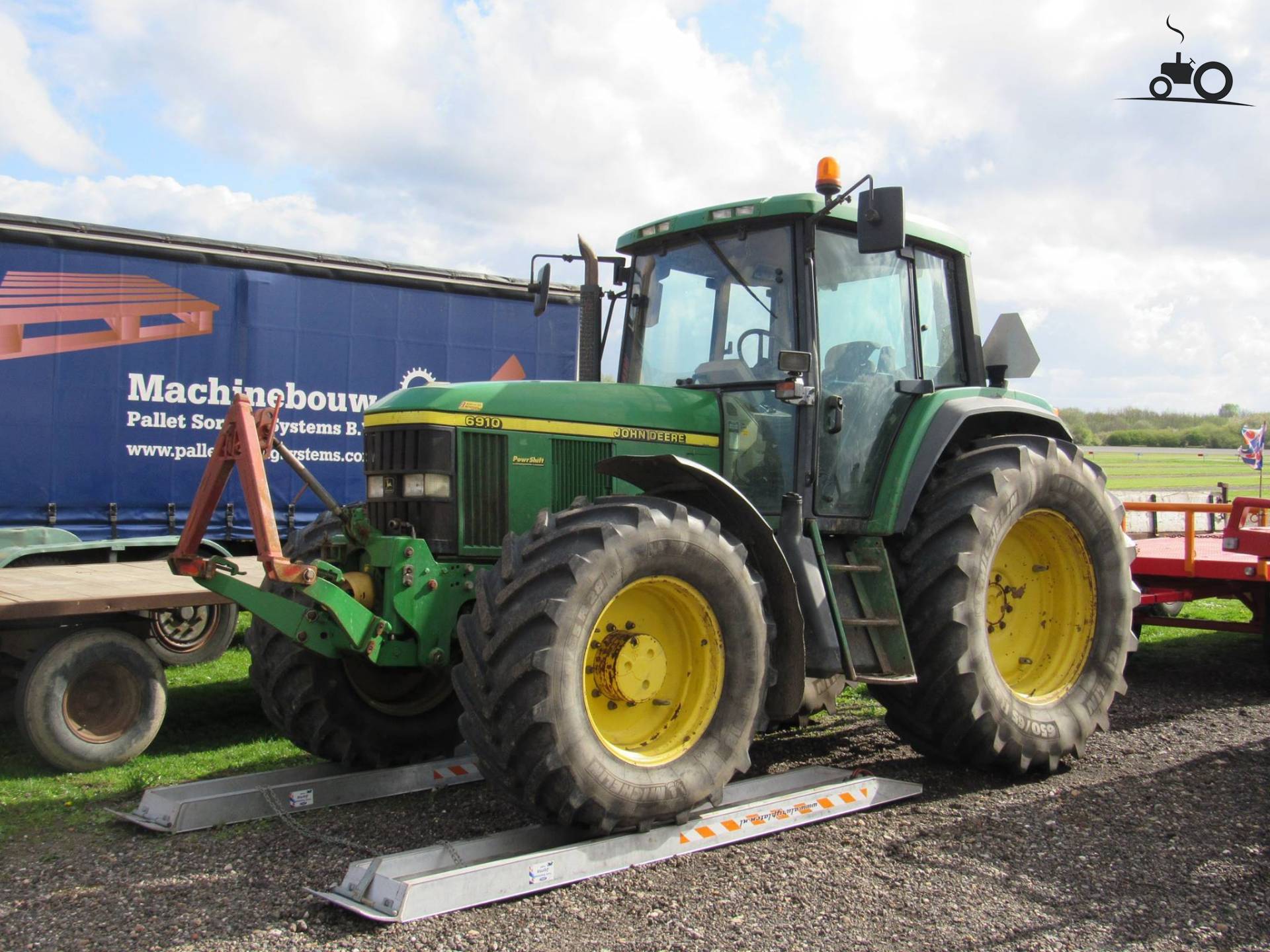 Foto John Deere 6910 #1159891