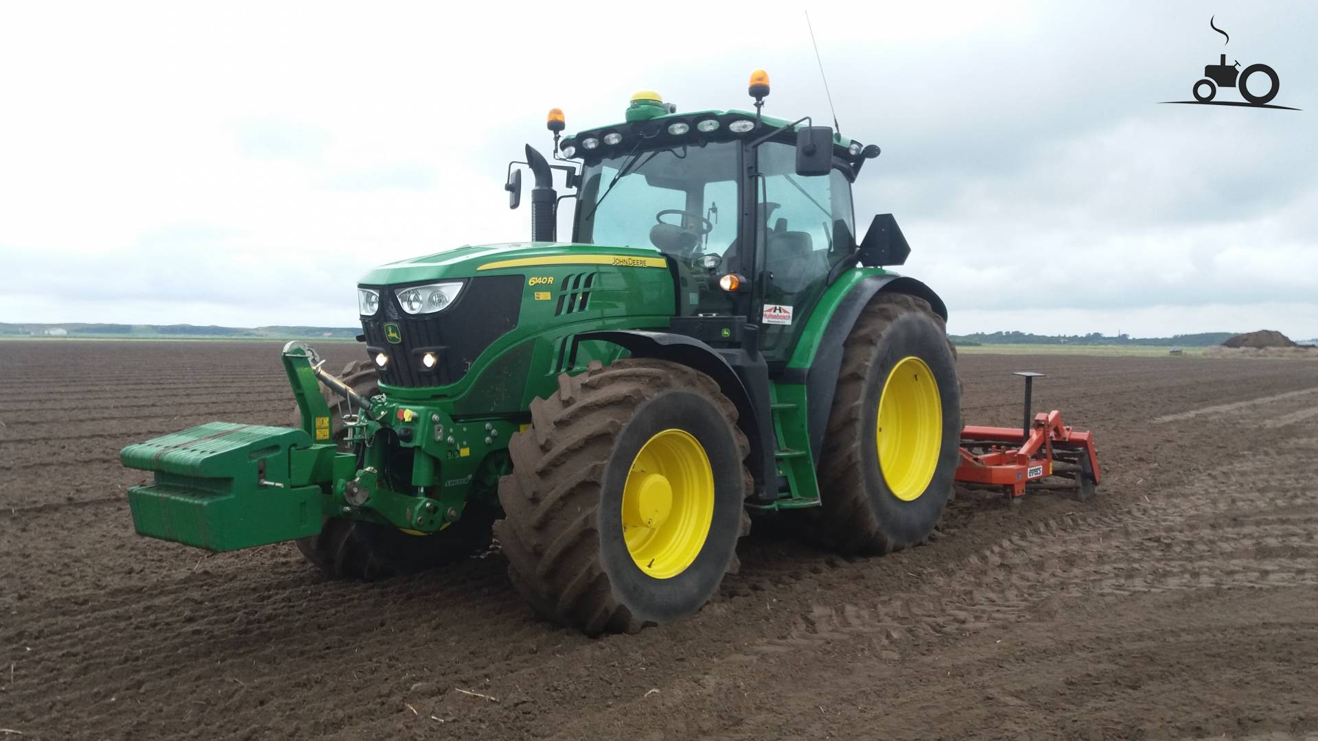Foto John Deere 6140R van Hulsebosch Bloembollen B.V