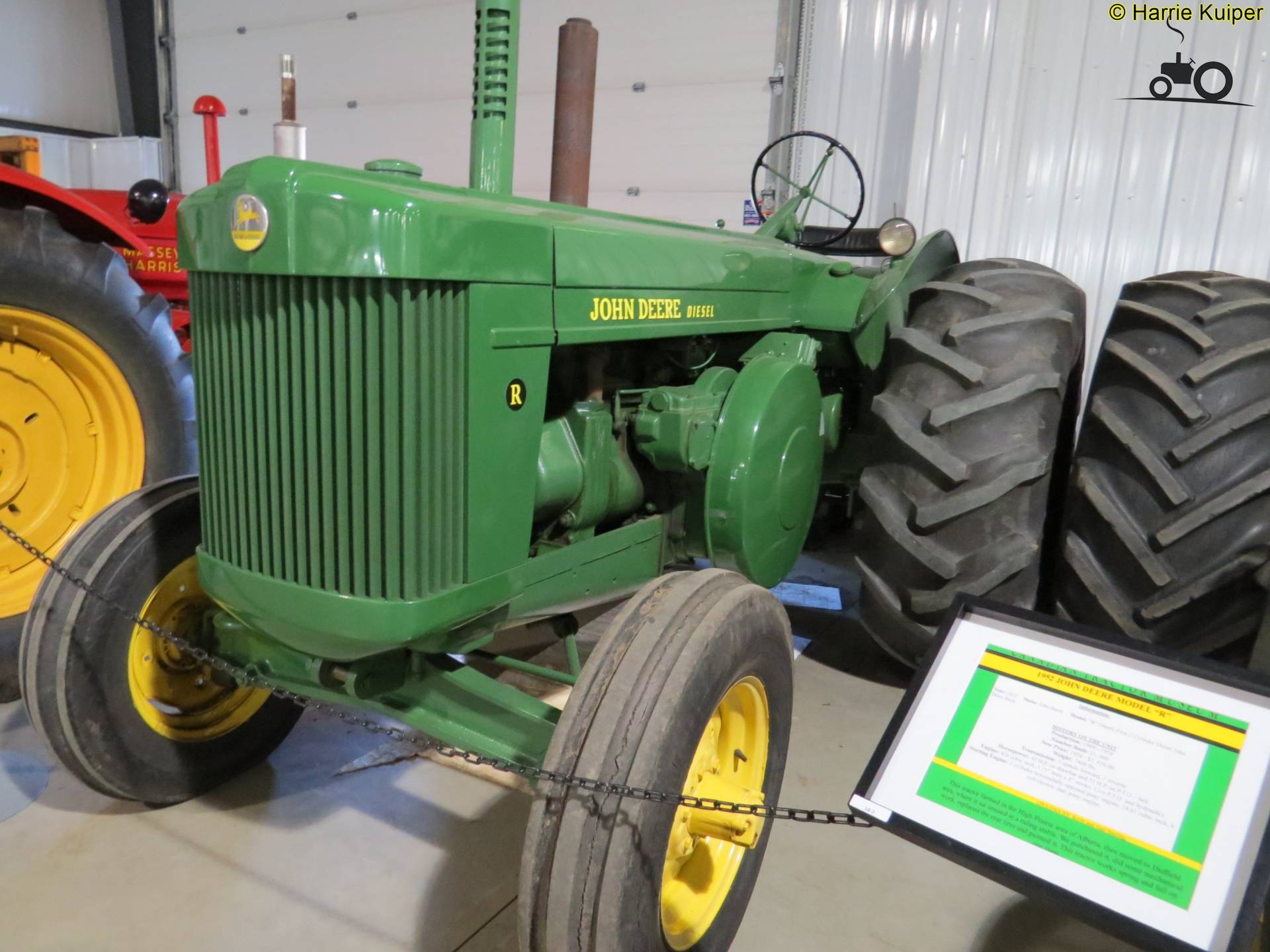 John Deere R