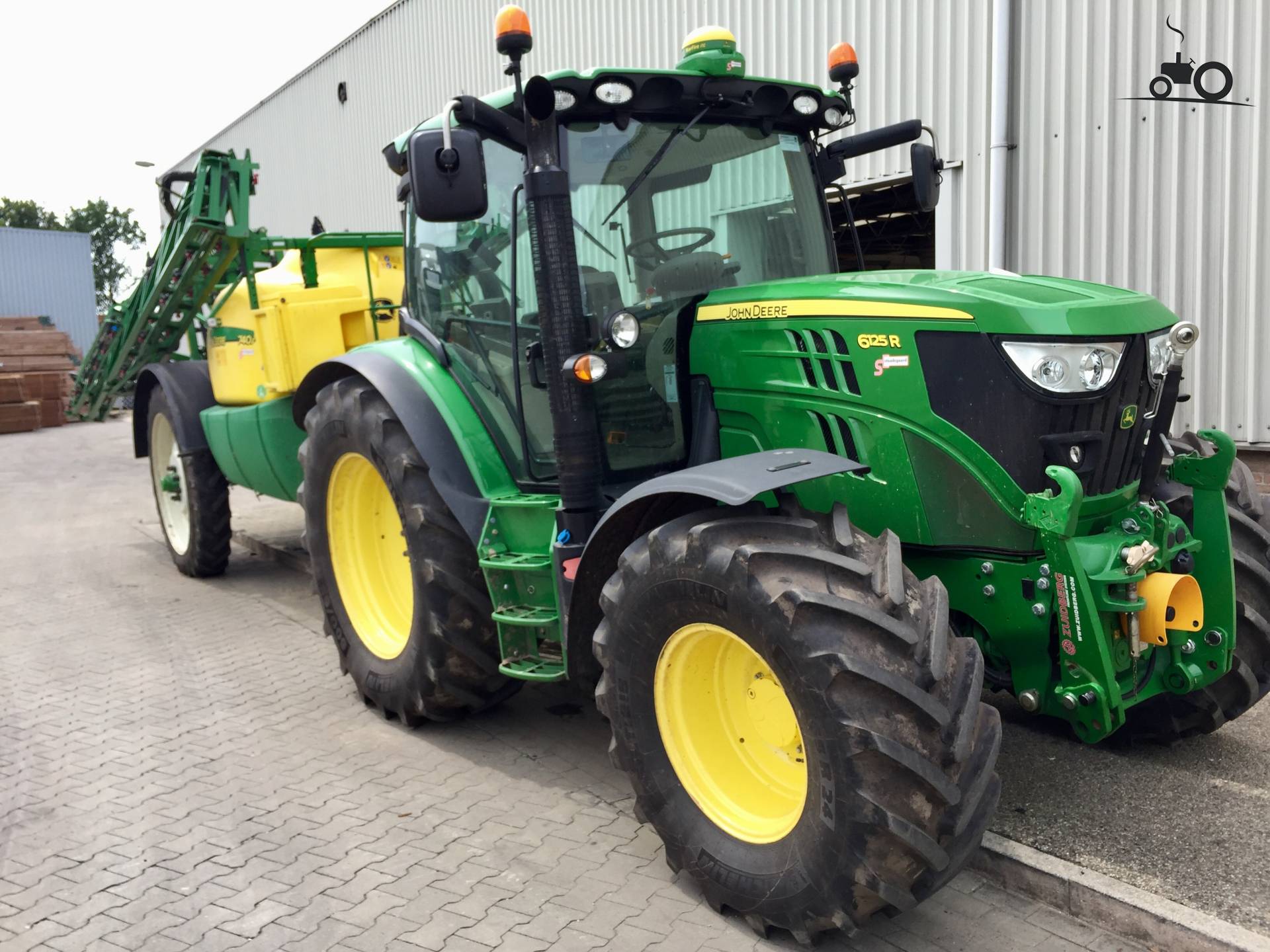 Foto John Deere 6125R #1178136