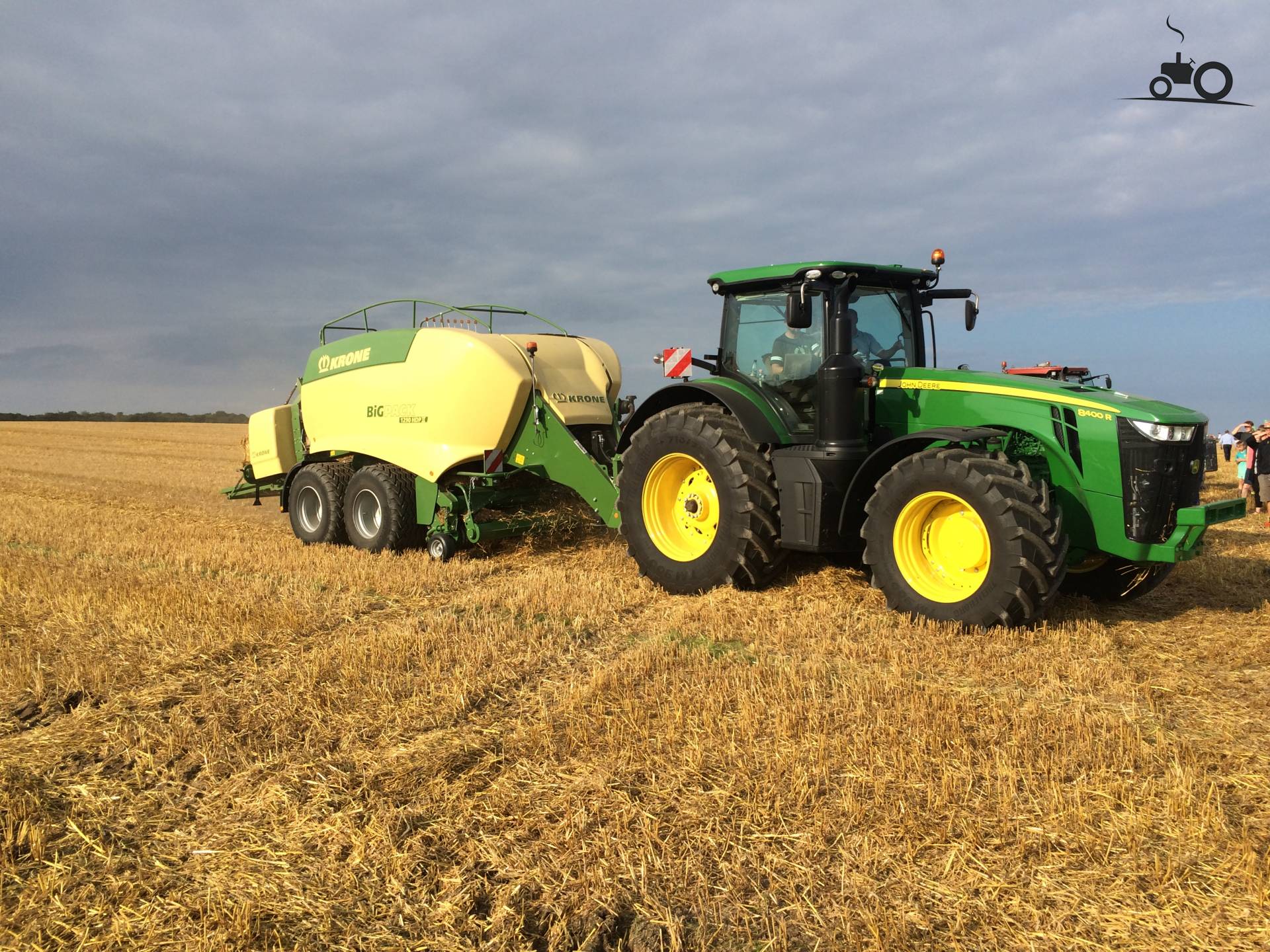 Foto John Deere 8400 #1178564