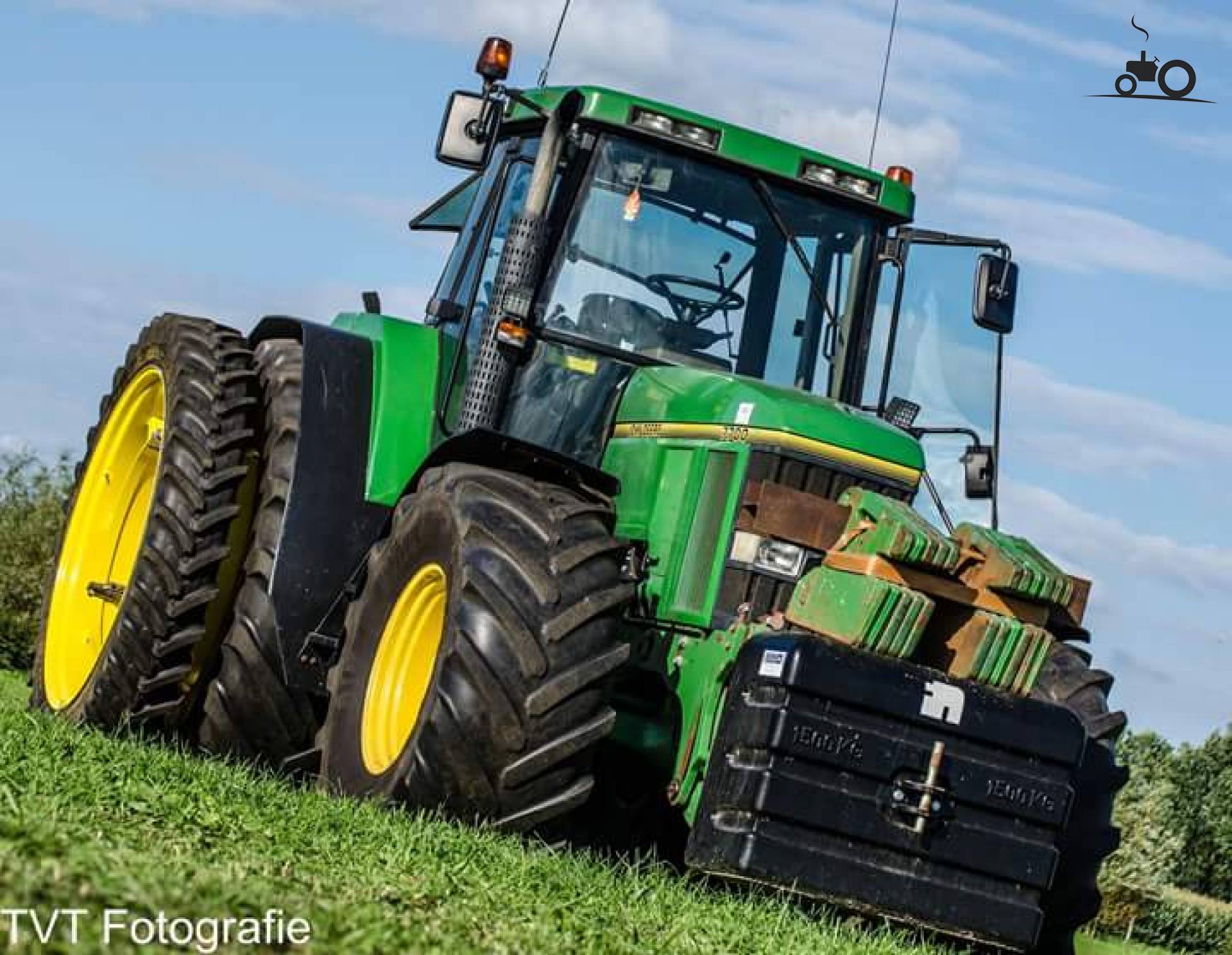 John Deere 7700