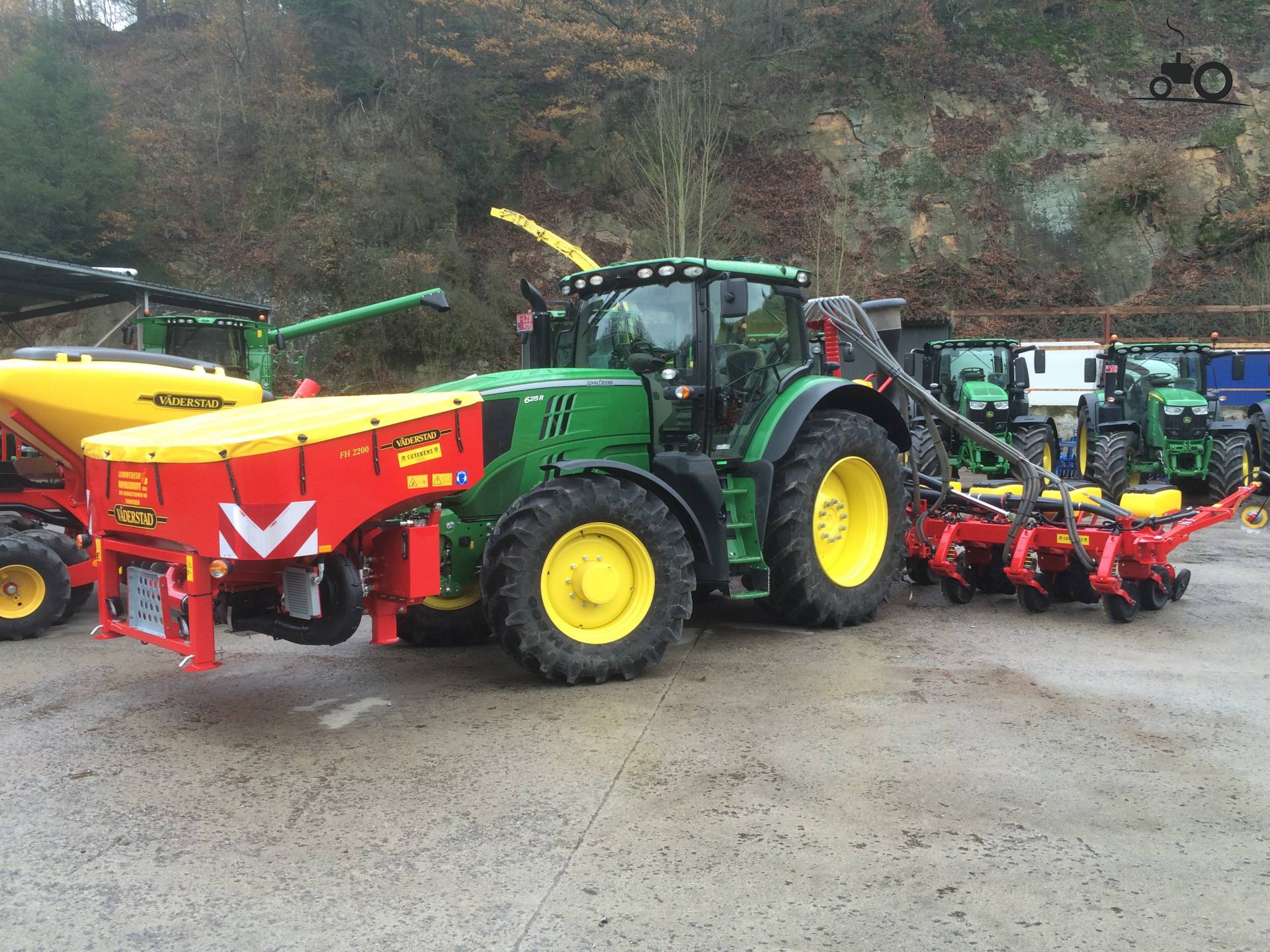 Foto John Deere 6215R #1203968