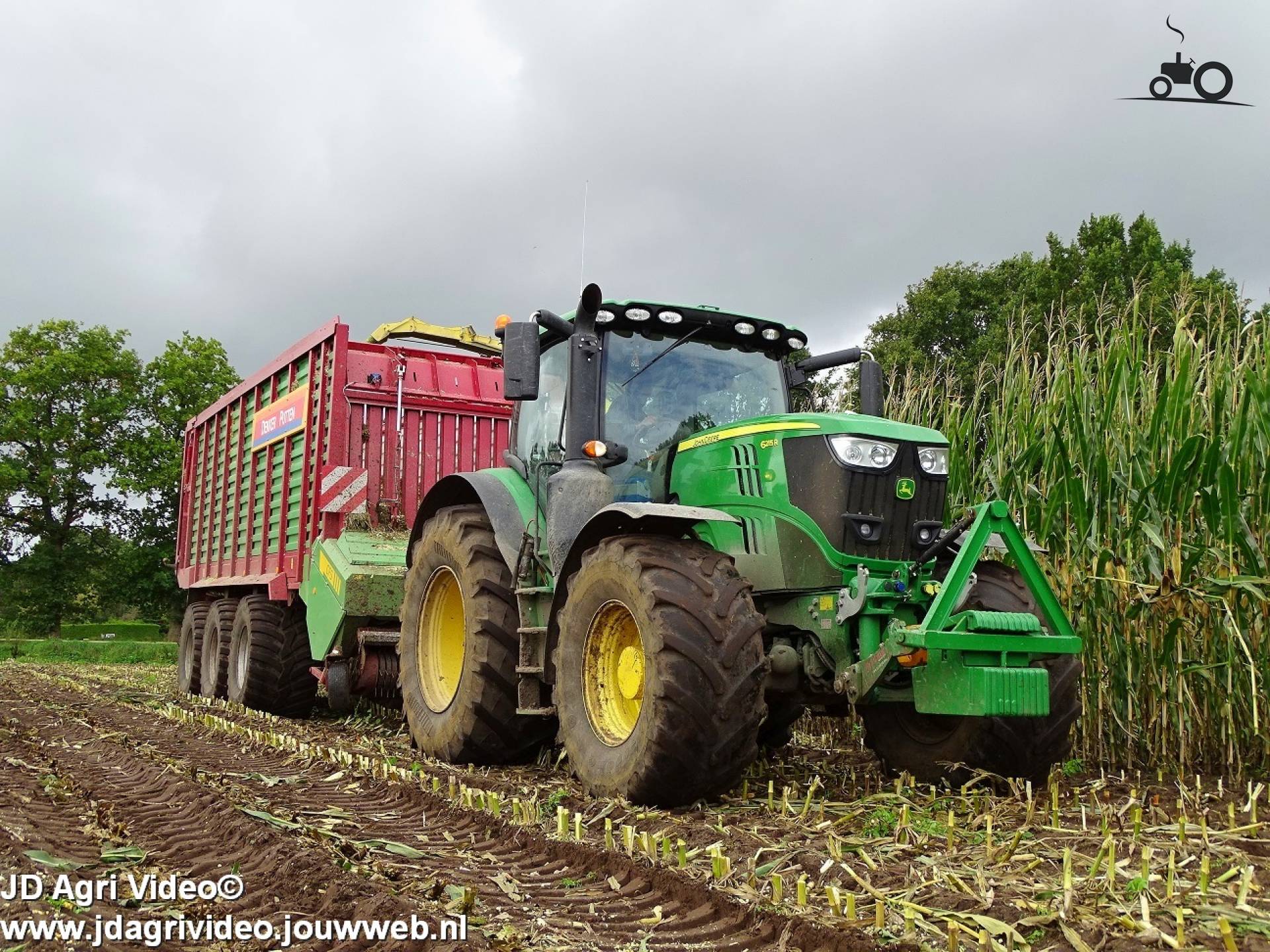 Foto John Deere 6215R #1206620
