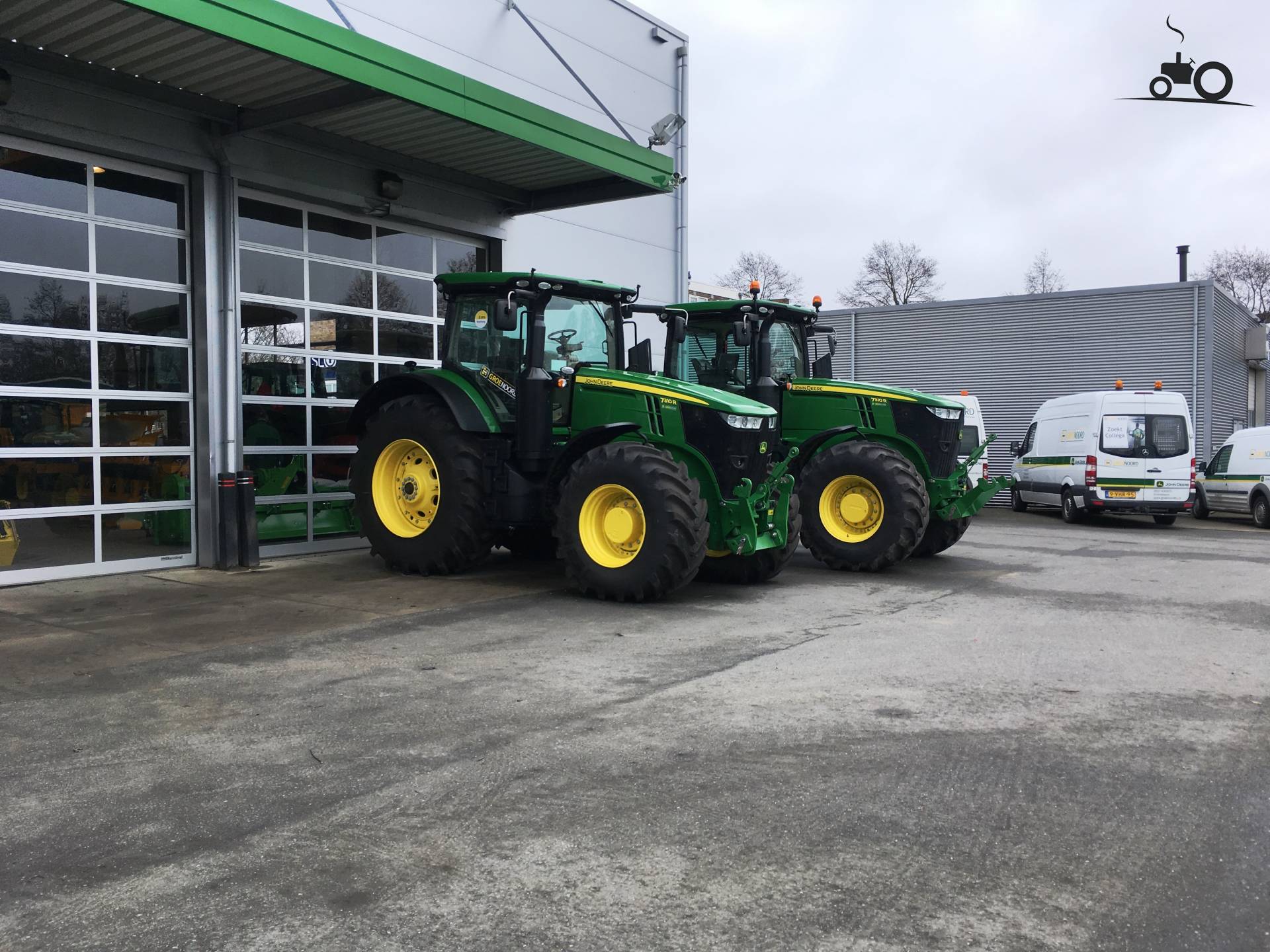 Foto John Deere 7310R #1223973