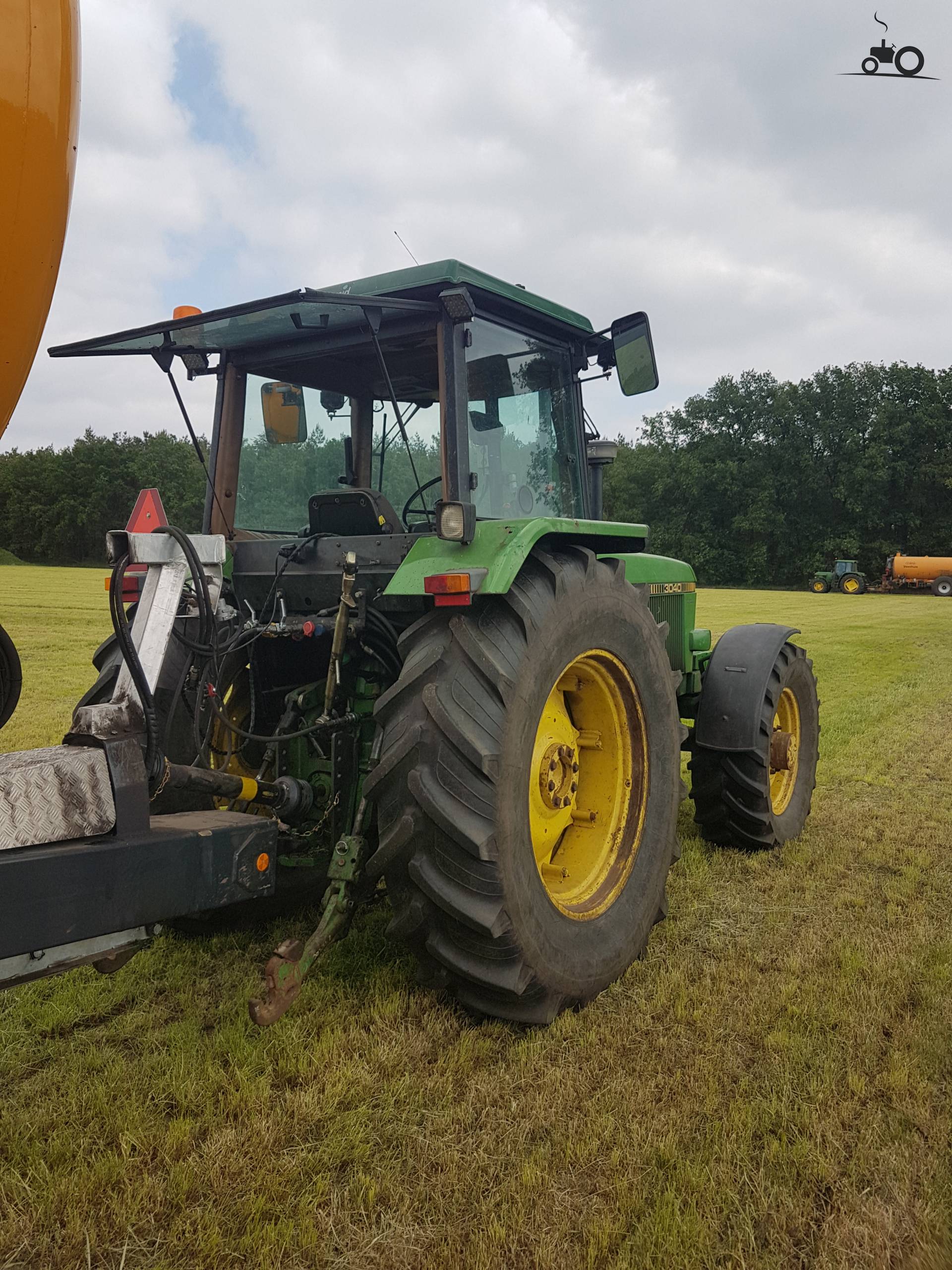 Foto John Deere 3040 #1231297