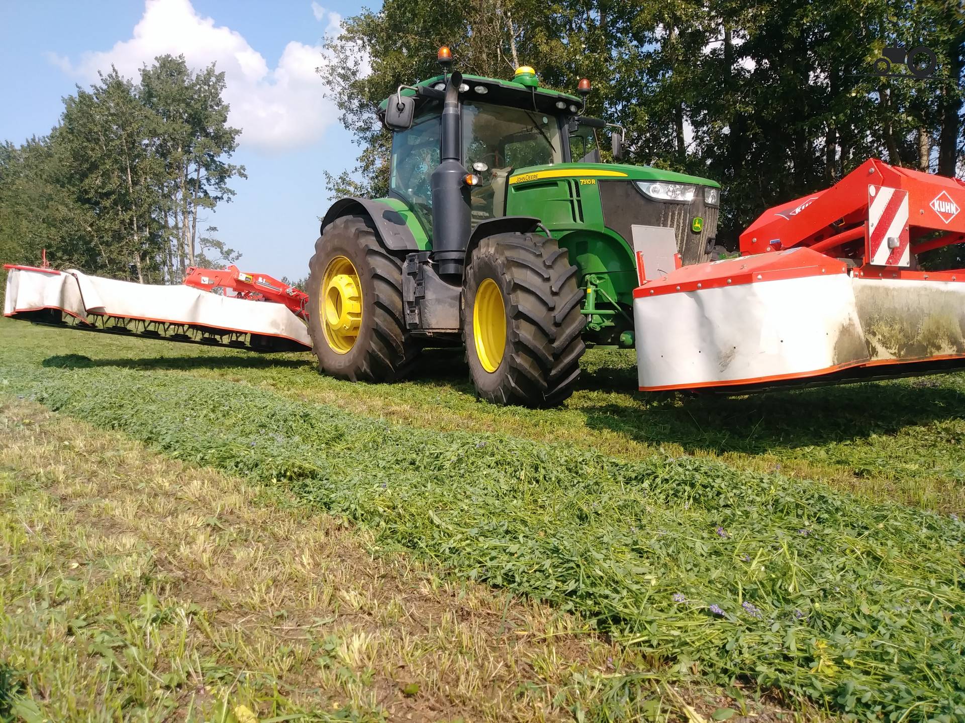 Foto John Deere 7310R #1243424