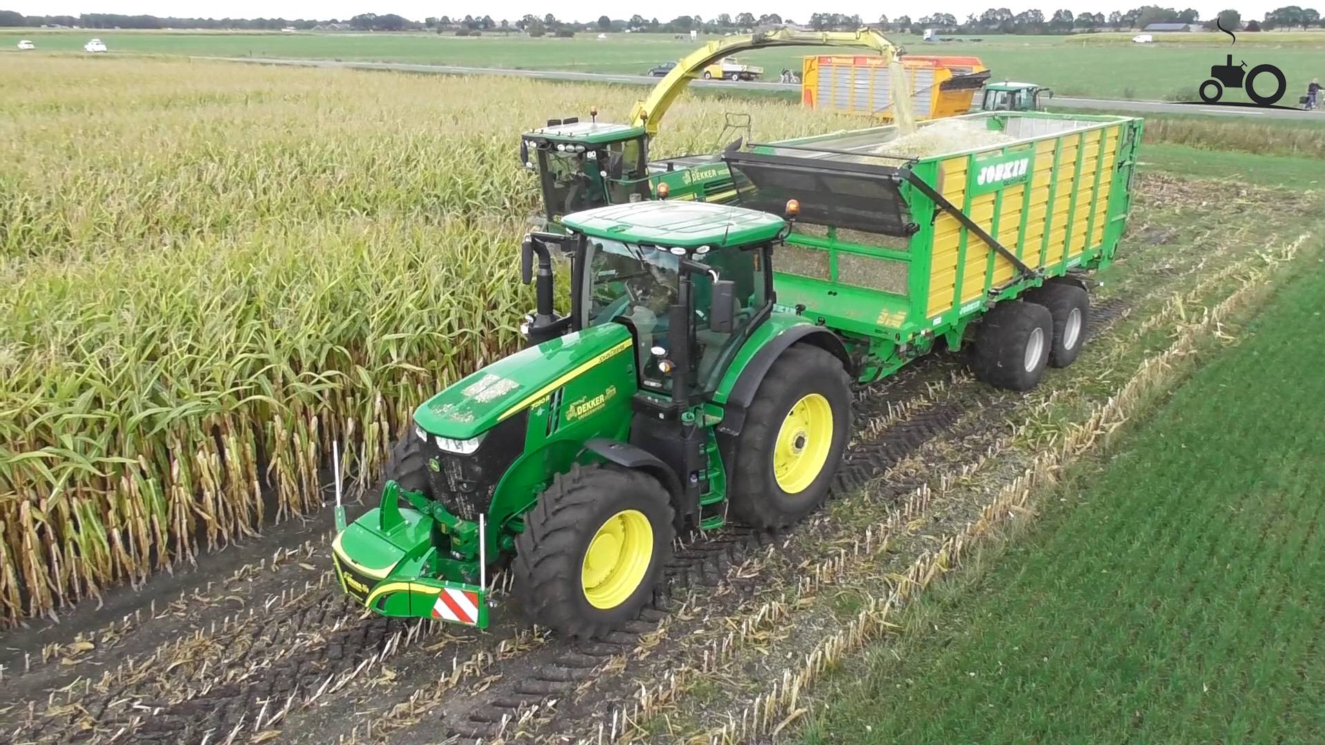 Foto John Deere 7290R van Loonbedrijf Dekker BV
