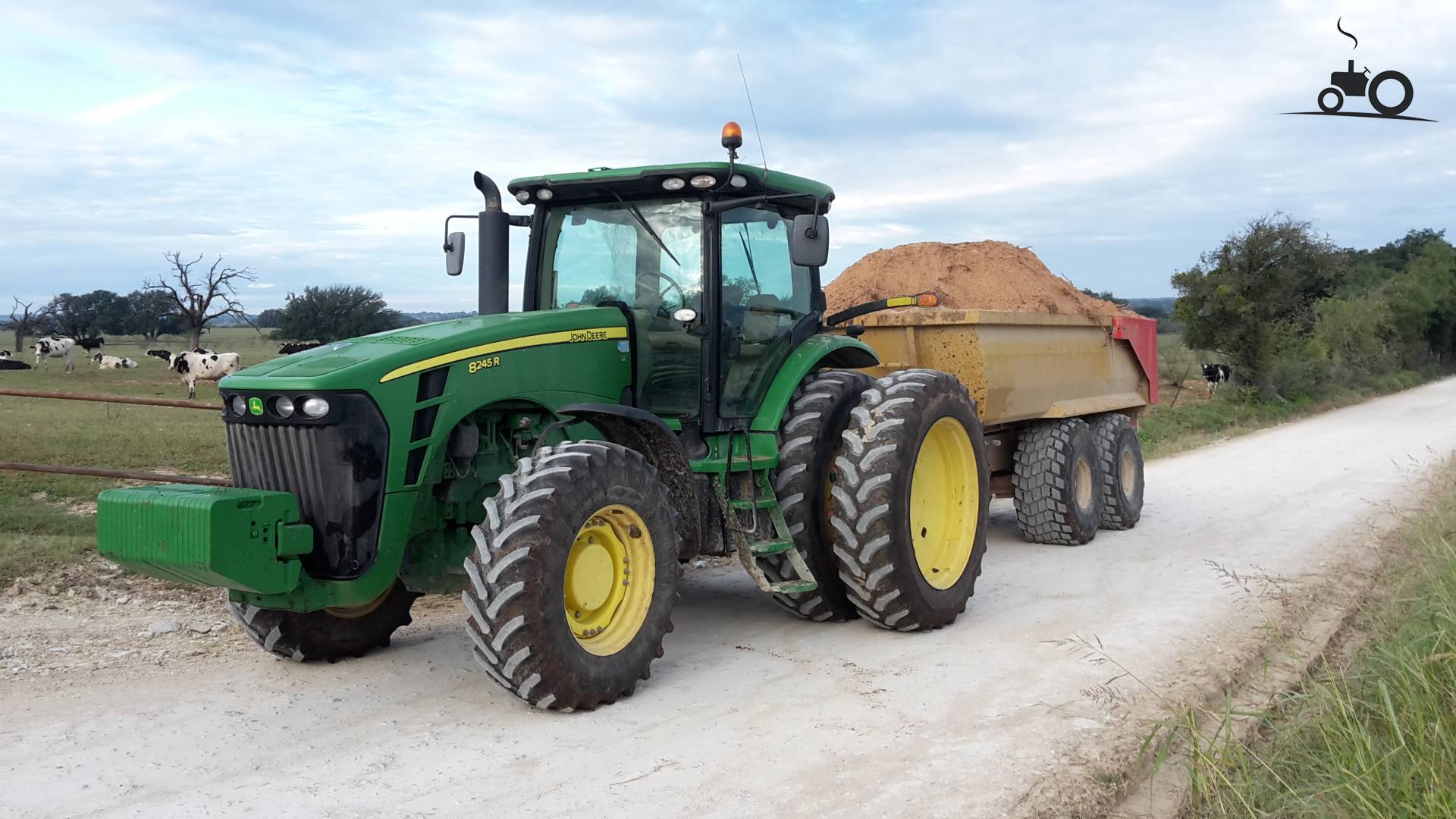 Foto John Deere 8245R #1257825