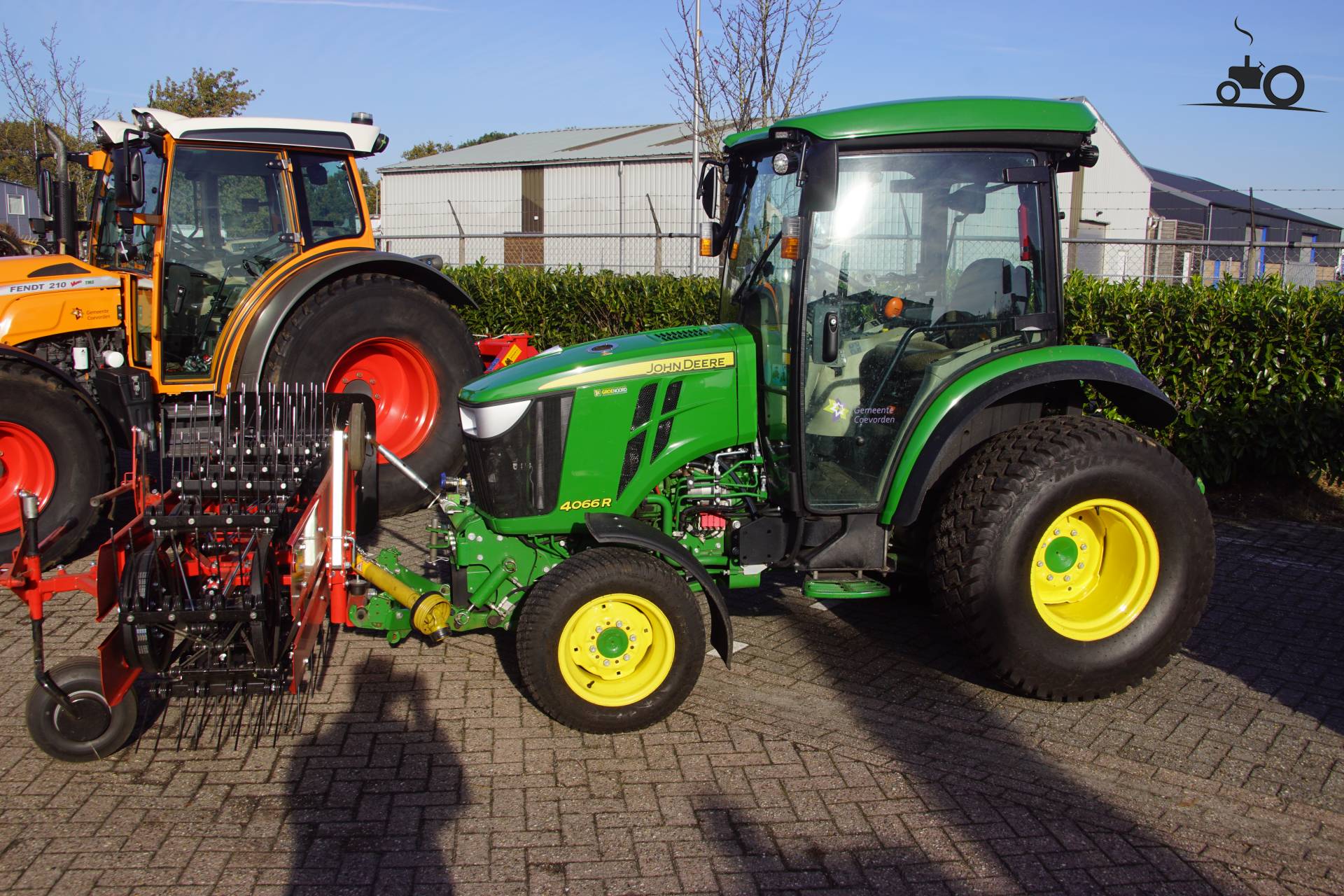 Foto John Deere 4066R #1264244