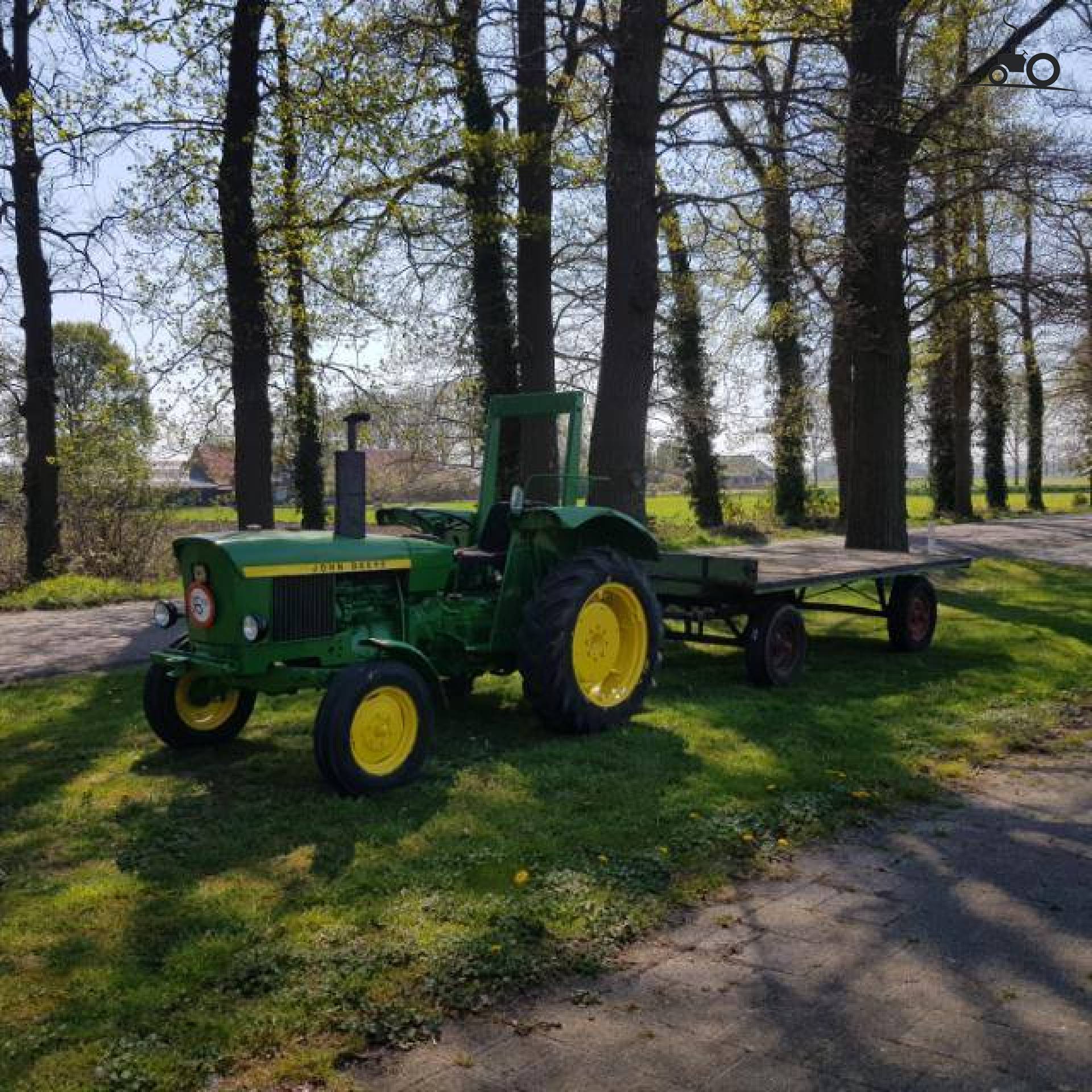 Foto John Deere 920 #1302497