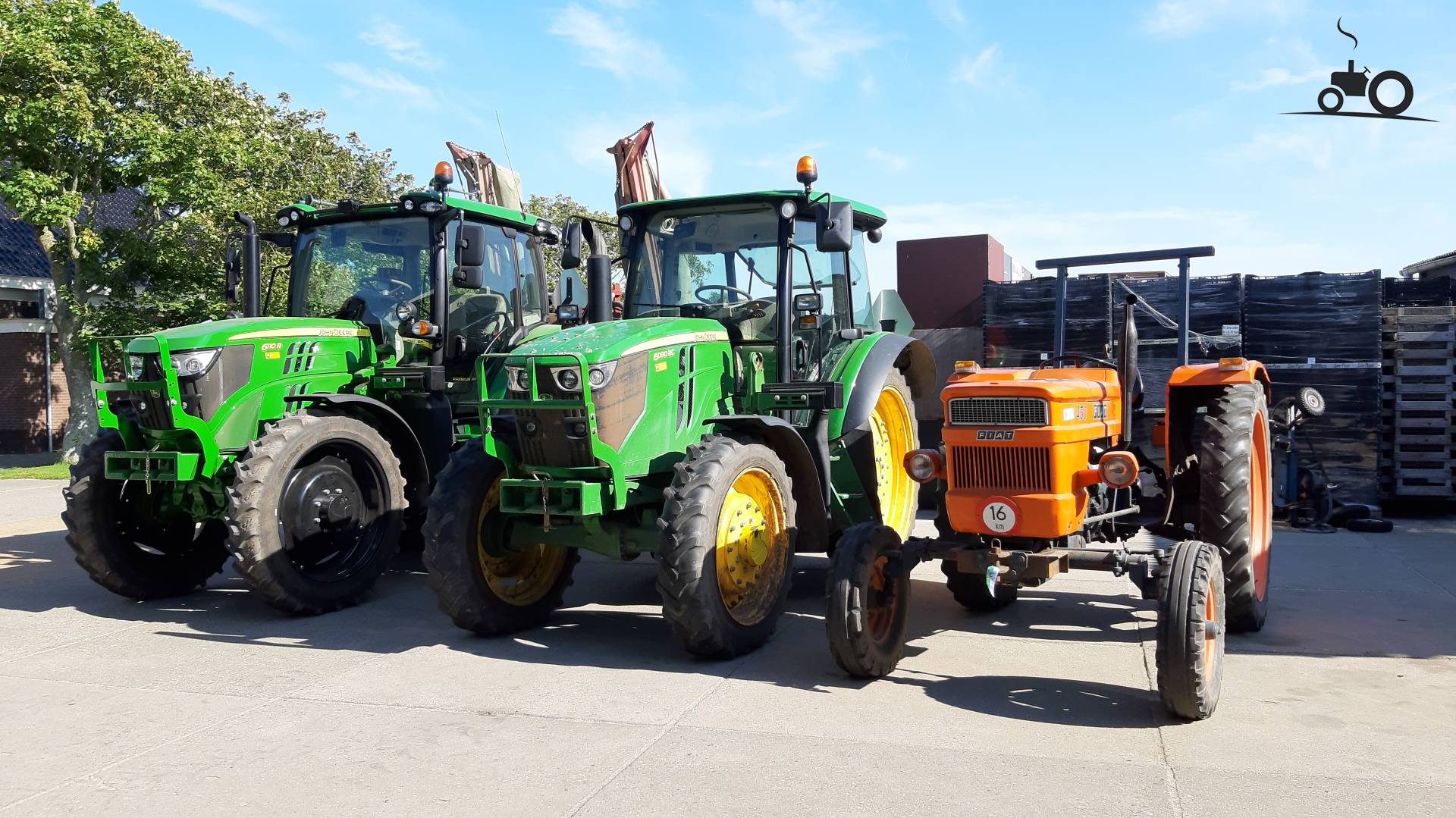 Foto John Deere 6110R #1303718