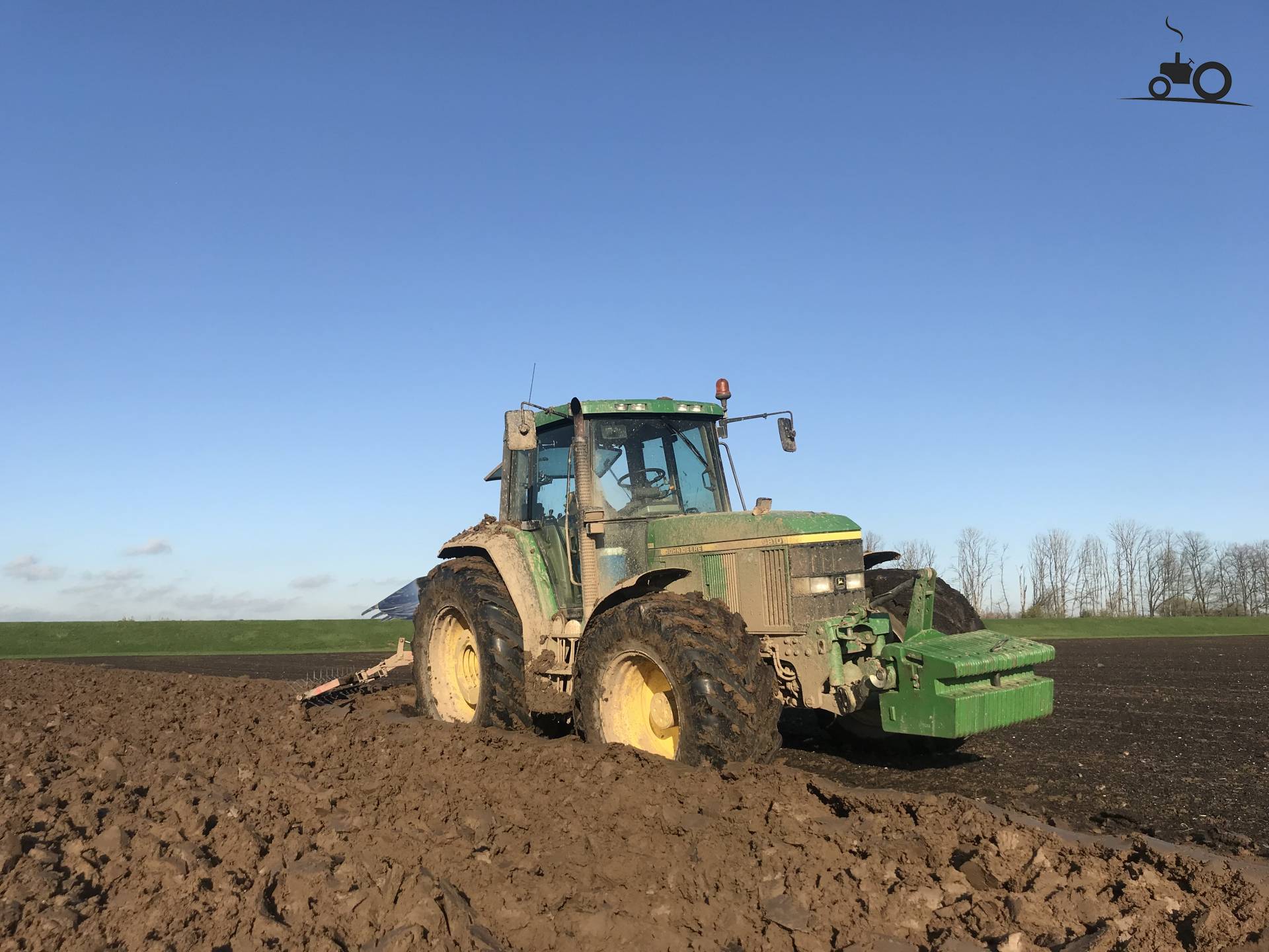 Foto John Deere 6810 #1322150