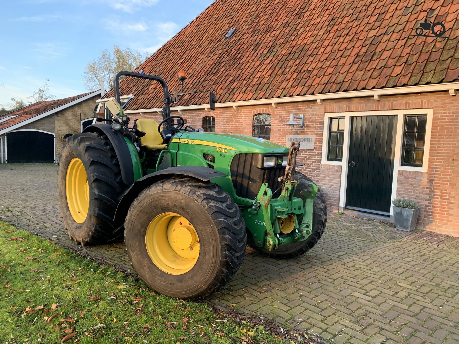 Foto John Deere 5095M #1322476