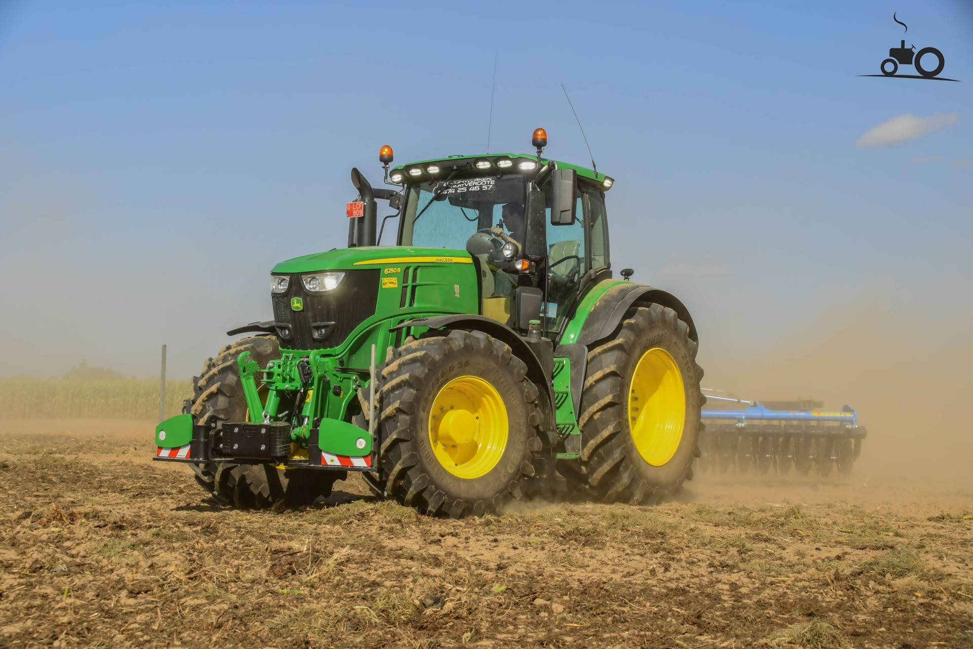 Foto John Deere 6250R #1330379