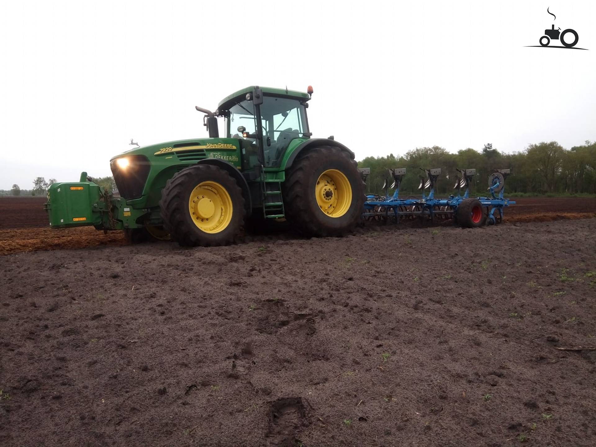 Foto John Deere 7920 #1337356