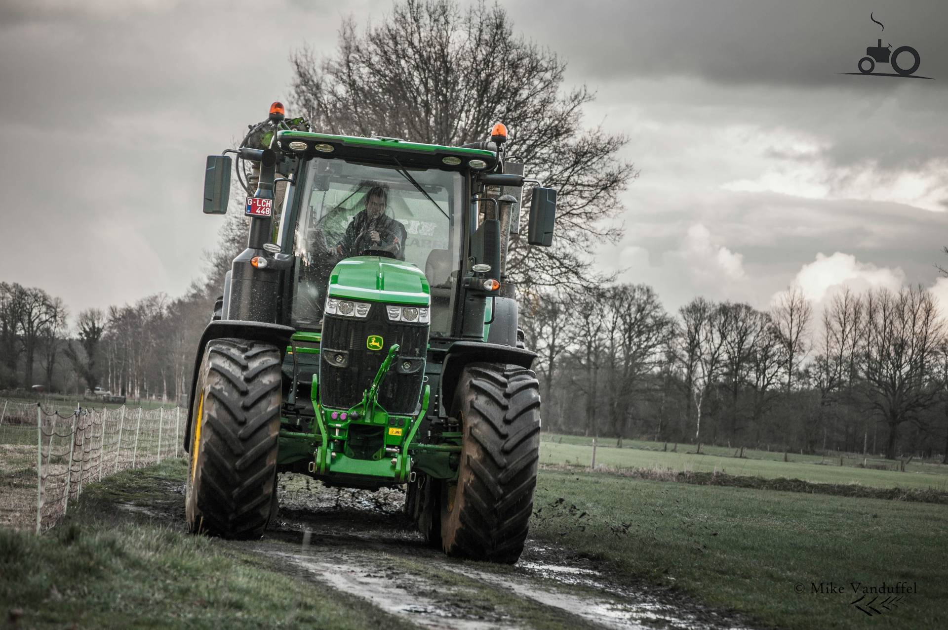 Foto John Deere 7310R #1337440