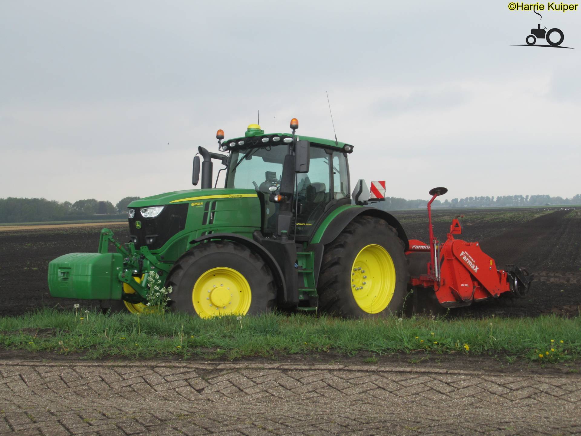 Foto John Deere 6250R #1349046