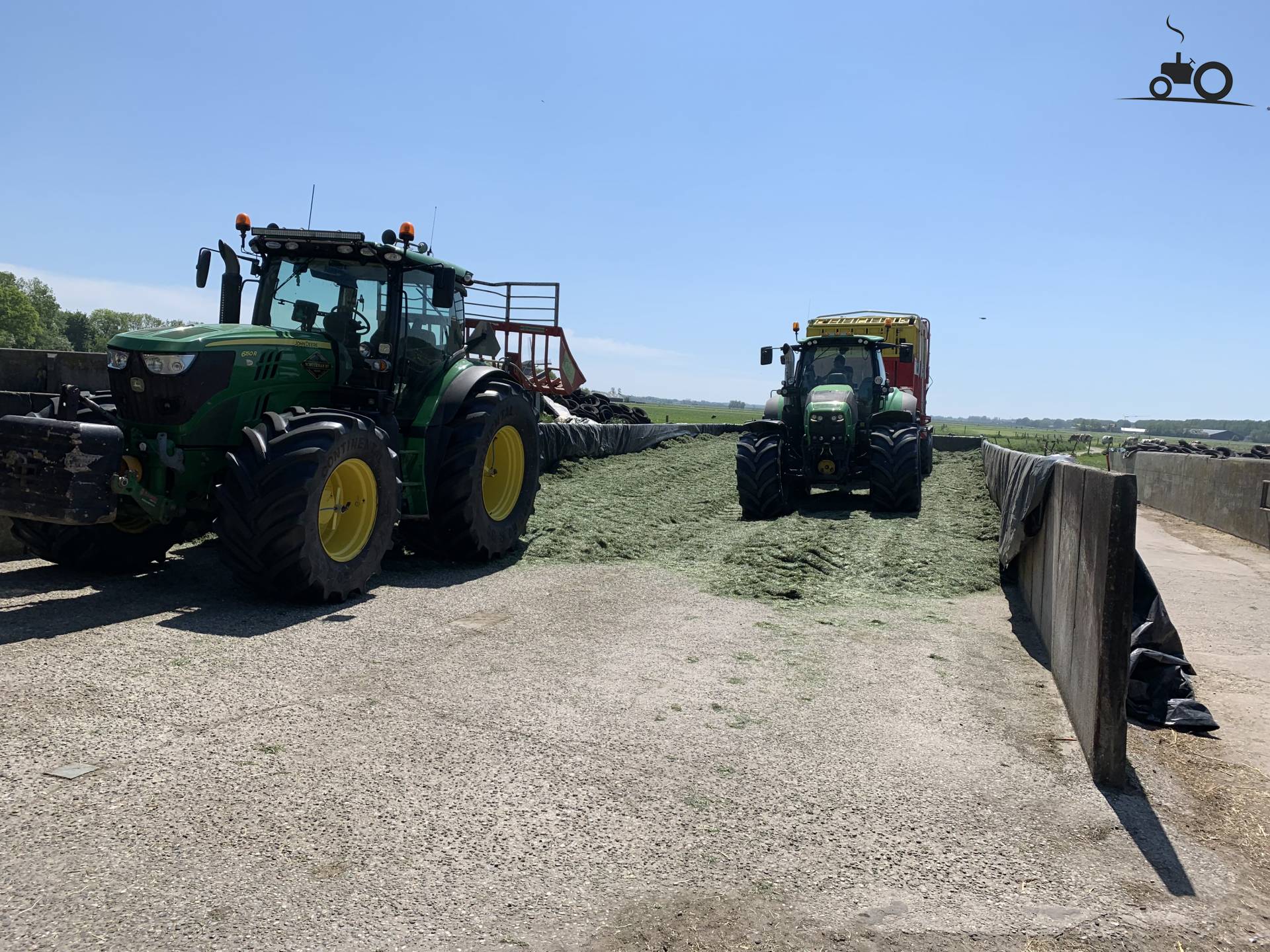 Foto John Deere 6150R #1350787