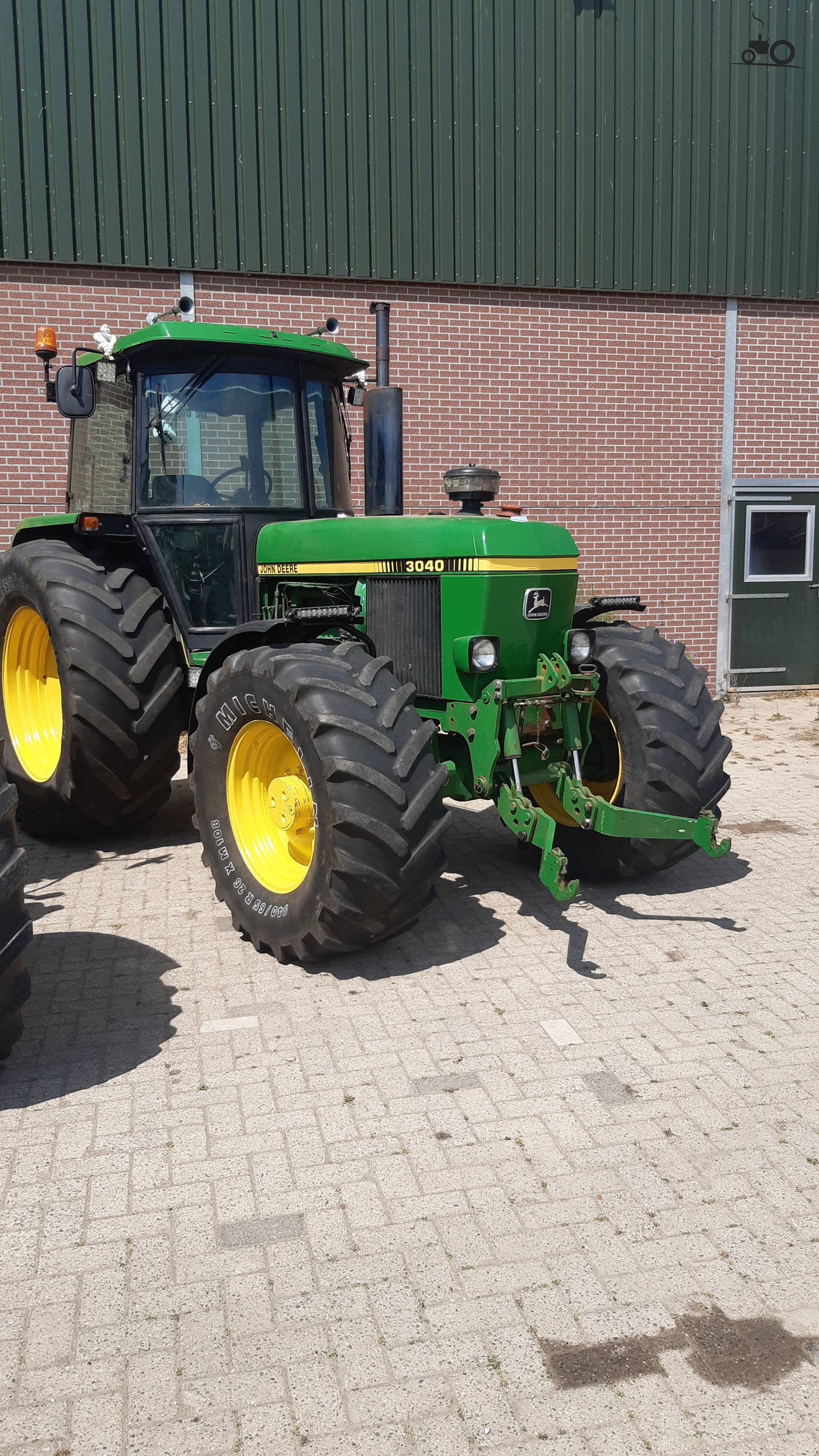 Foto John Deere 3040 #1356600