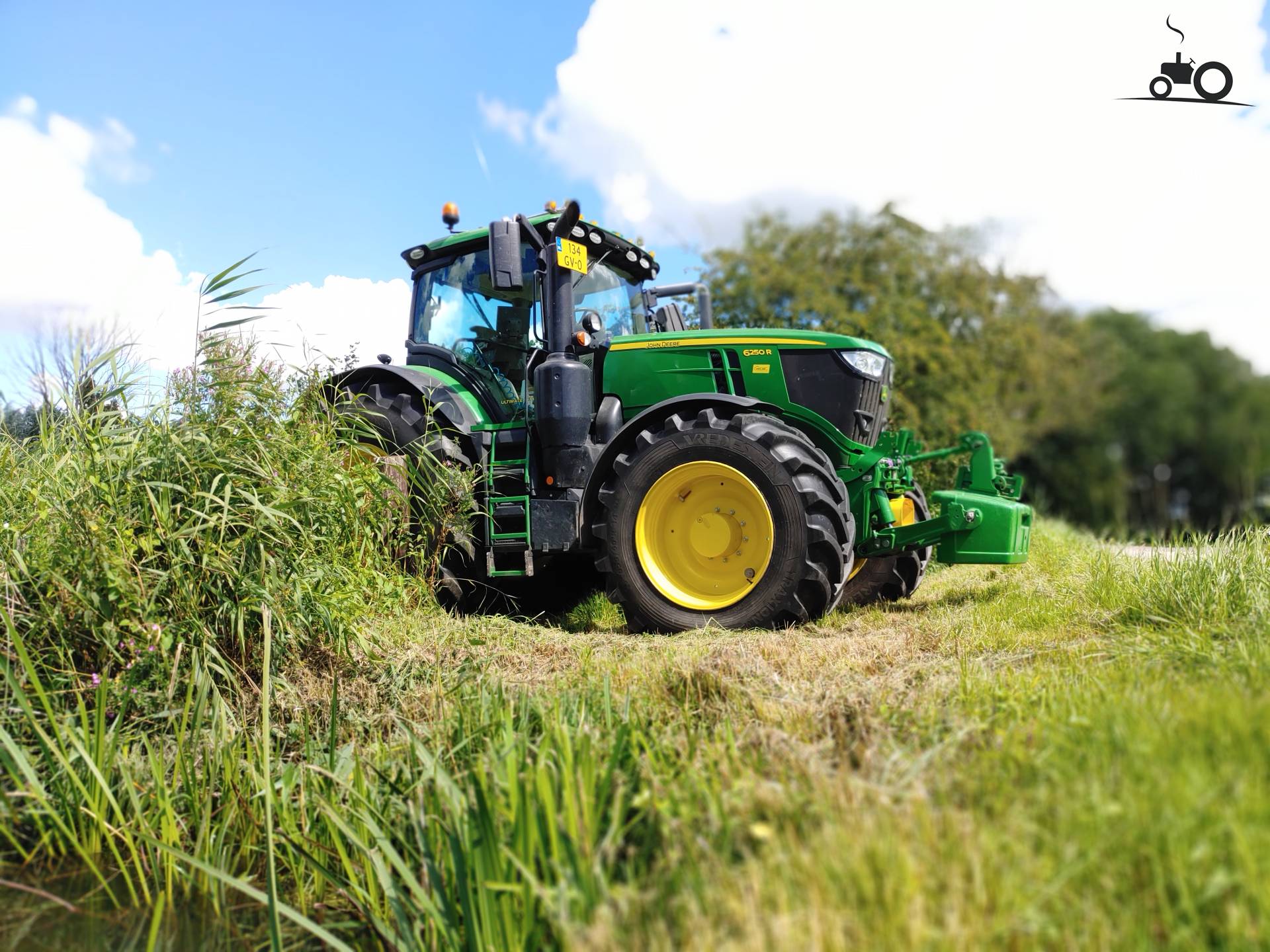 Foto John Deere 6250R #1362653