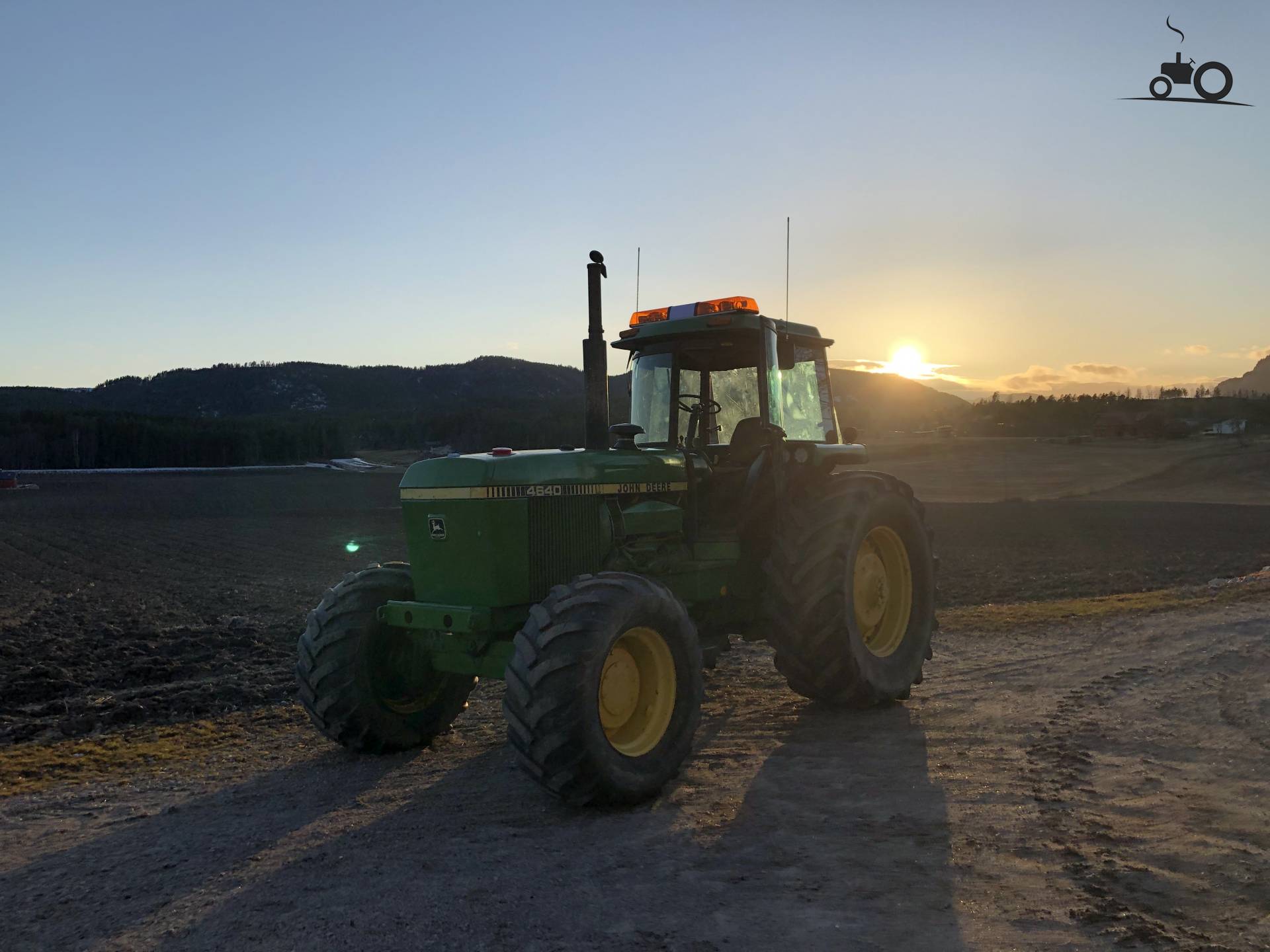 Foto John Deere 4640 #1373149