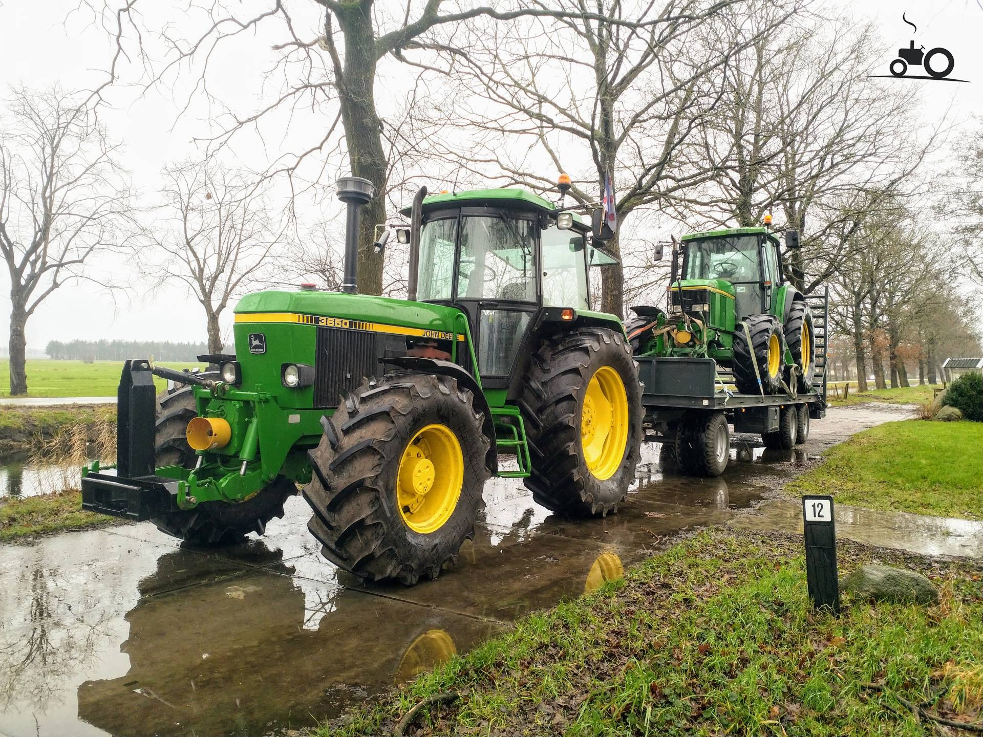 John Deere 3650