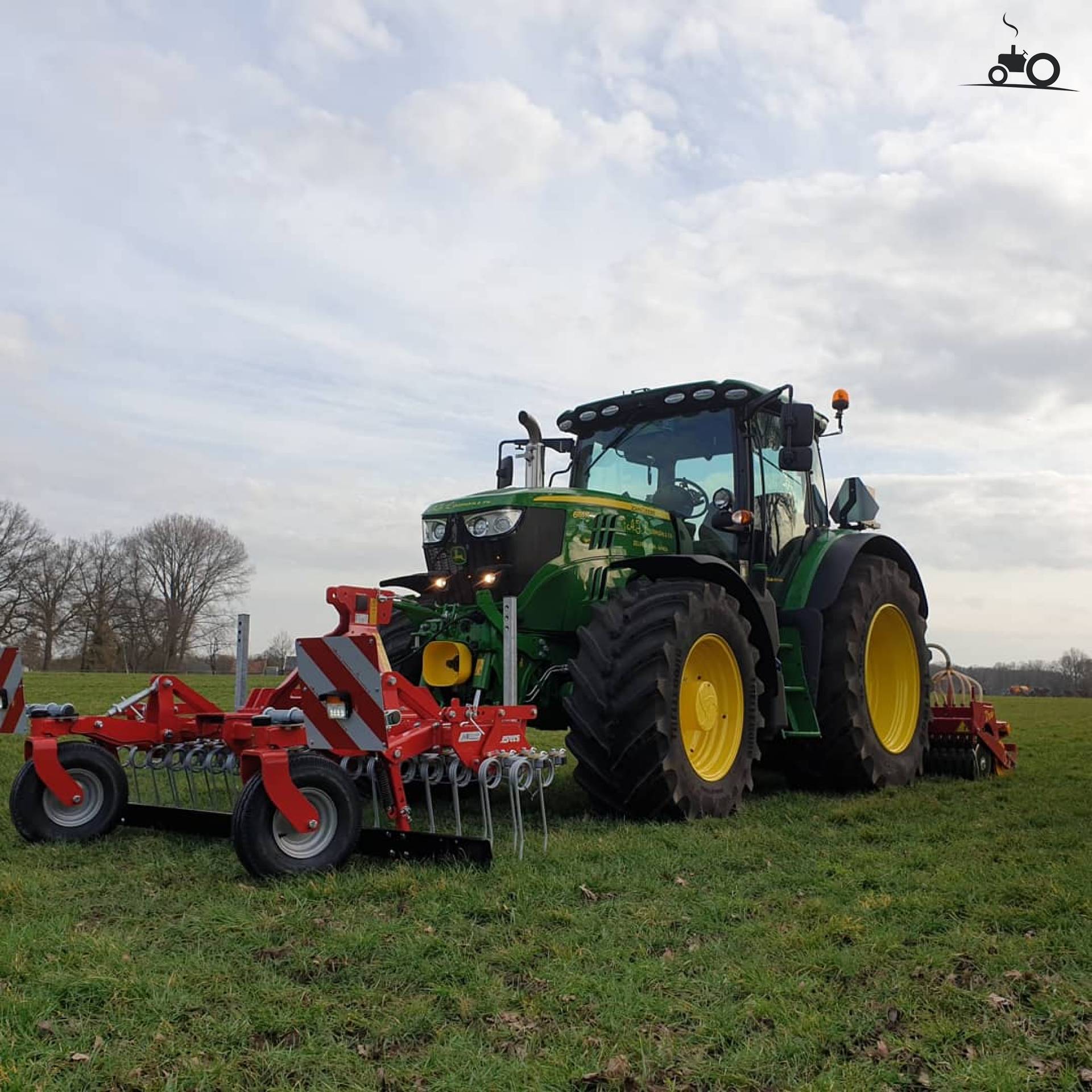 Foto John Deere 6155R van A.j. Looman & Zn.