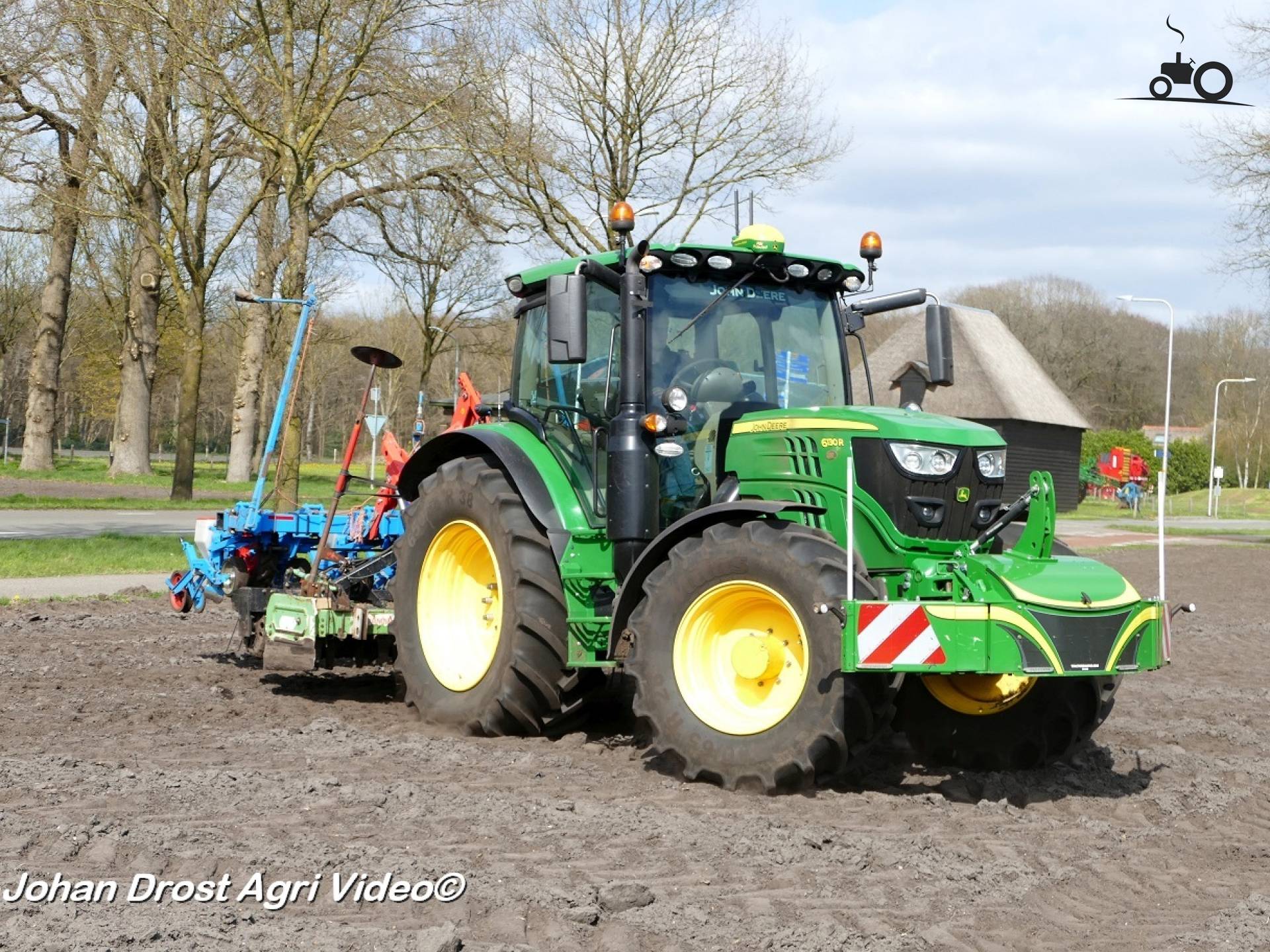 John Deere 6130R