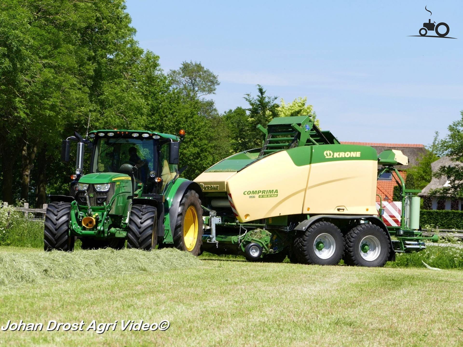 Foto John Deere 6130R #1430600
