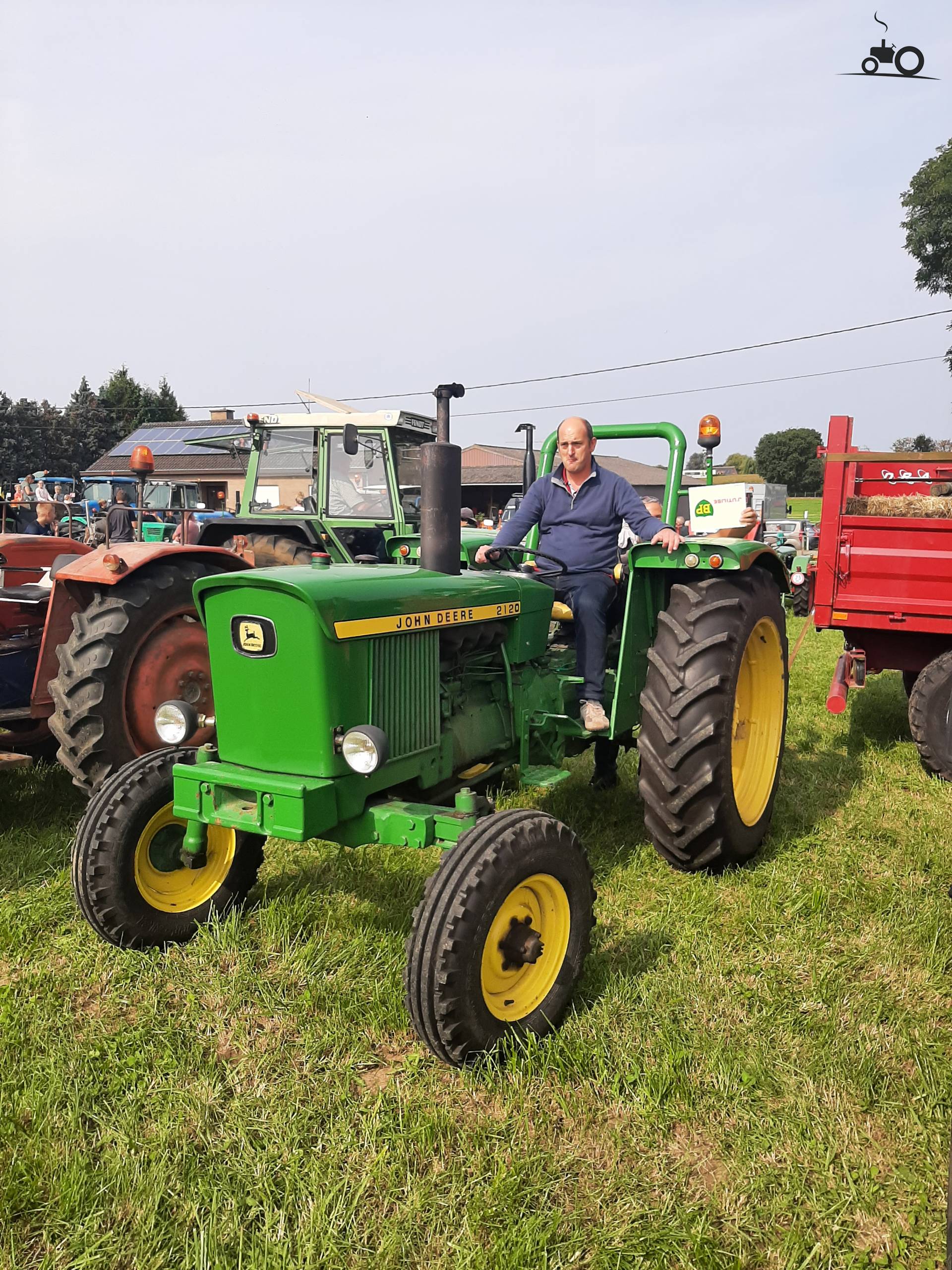 Foto John Deere 2120 #1436424