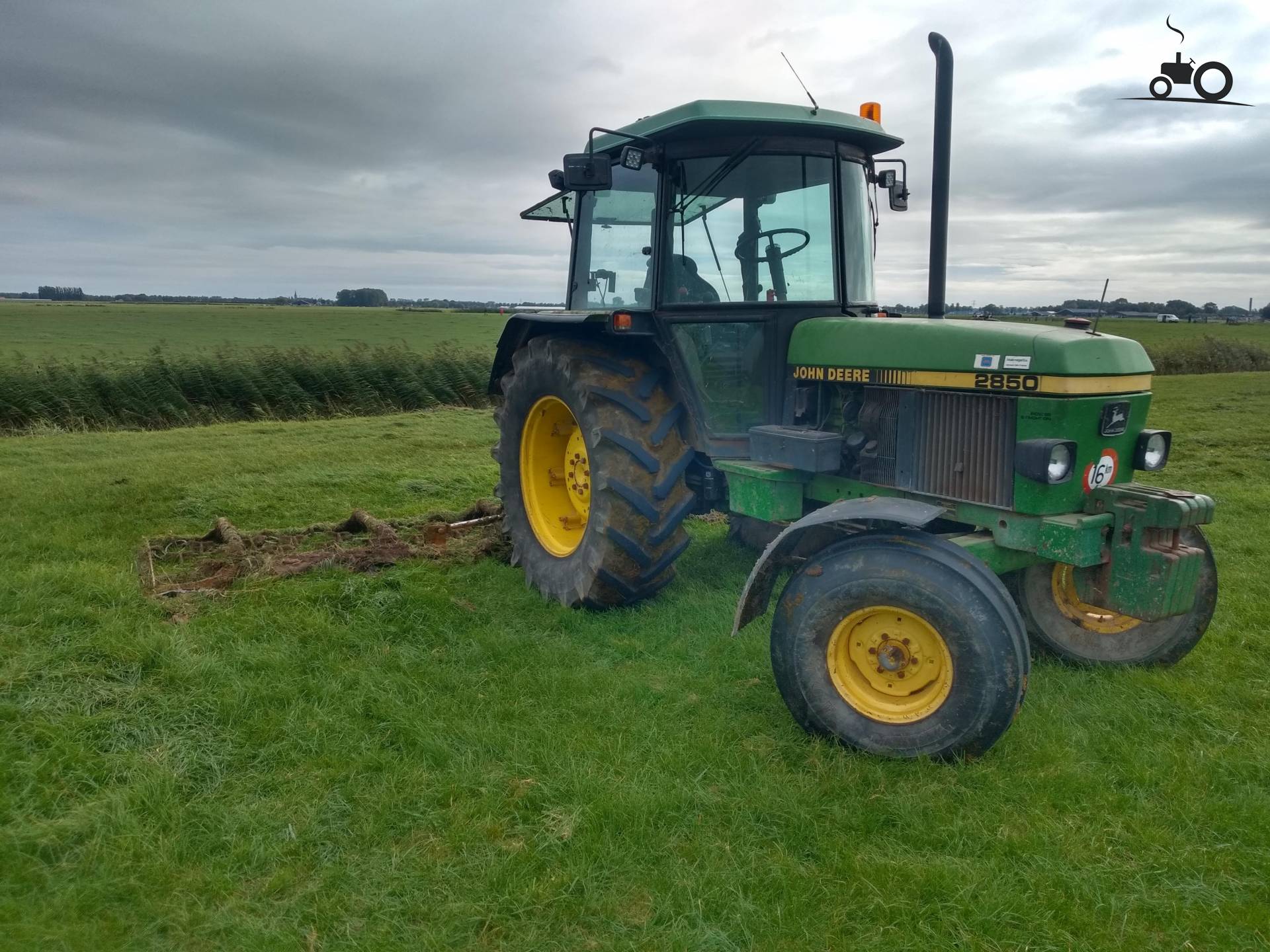 Foto John Deere 2850 #1438595