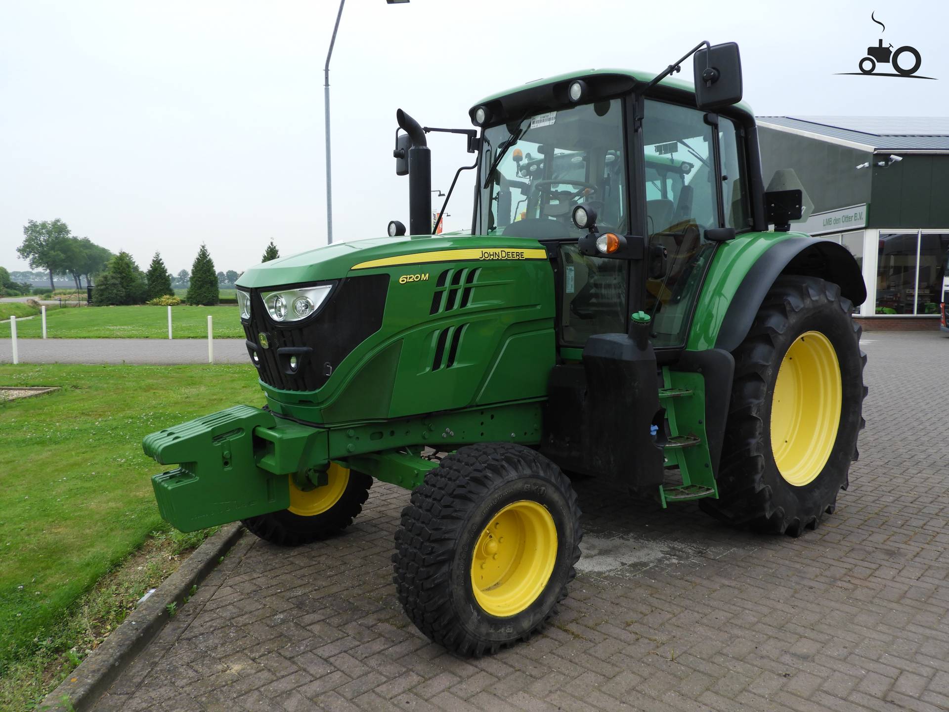 Foto John Deere 6120M van Lmb Den Otter BV