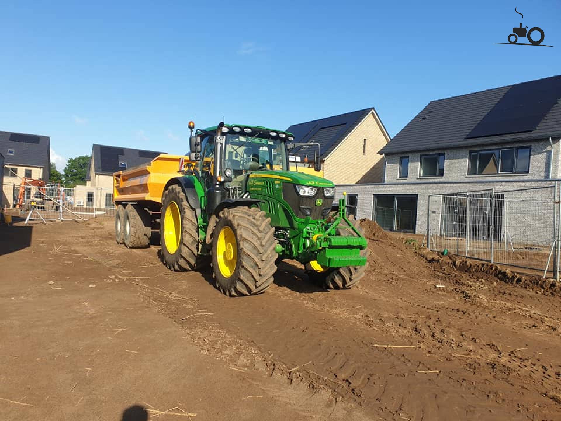 Foto John Deere 6155R van A.j. Looman & Zn.