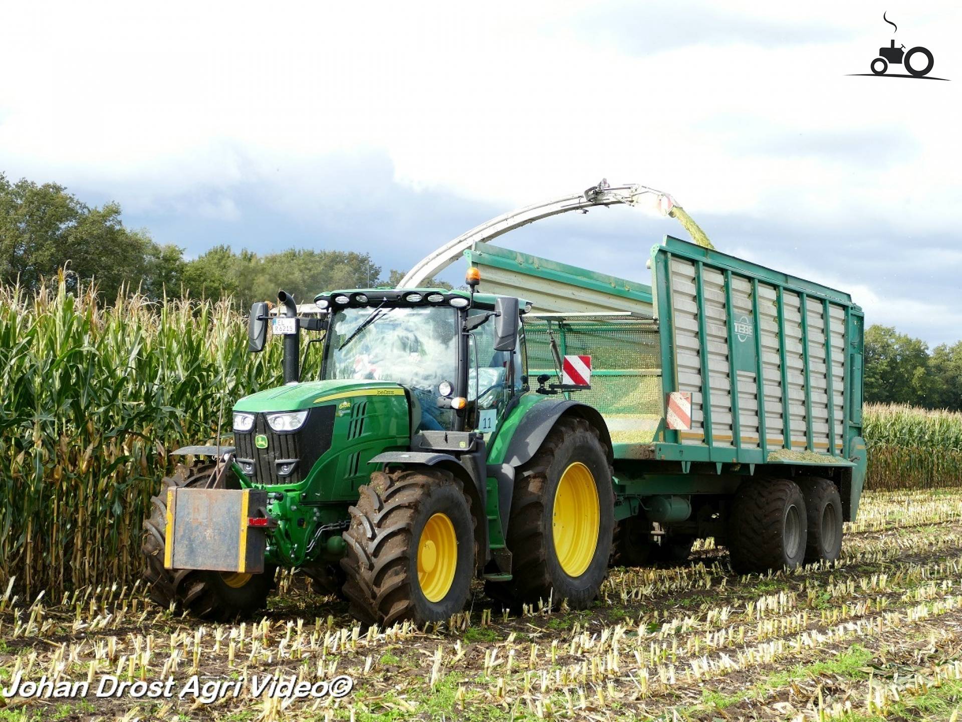 Foto John Deere 6215R #1453502