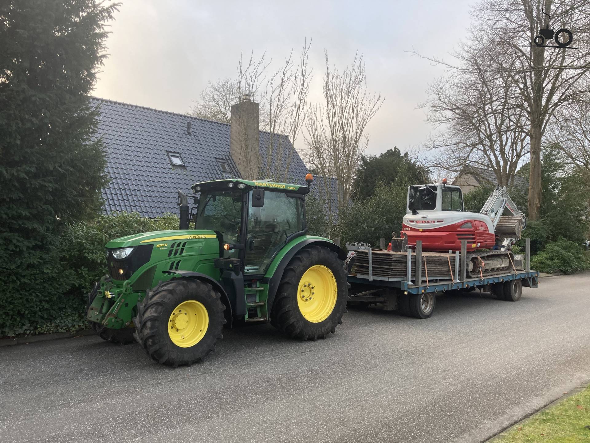 Foto John Deere 6125R #1454170