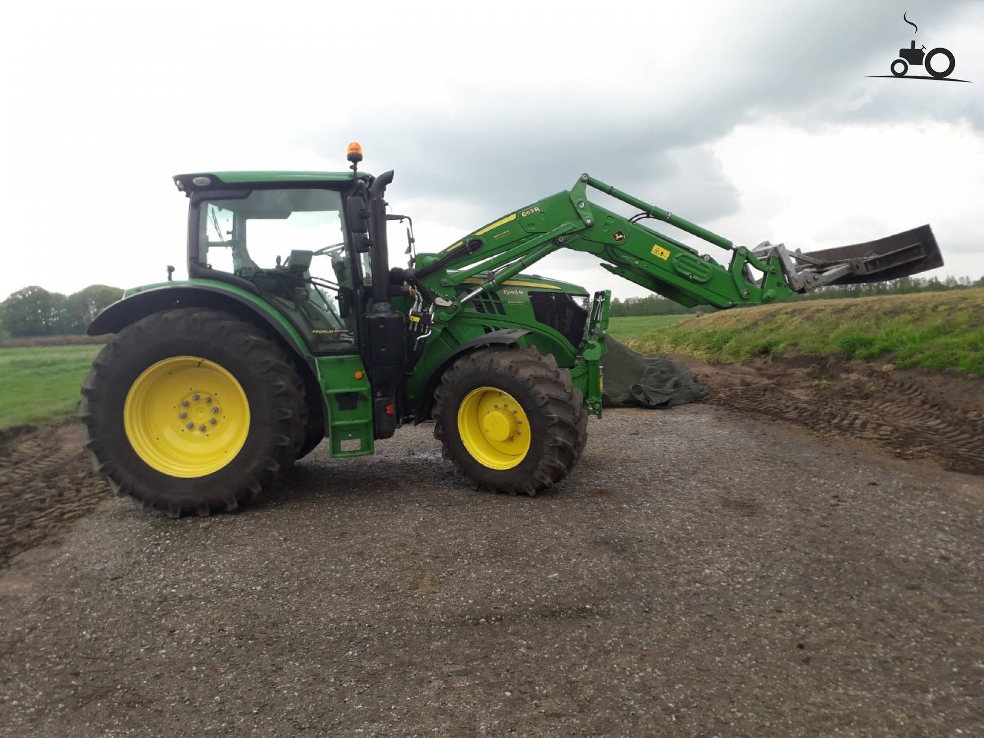 Foto John Deere 6145R #1458767