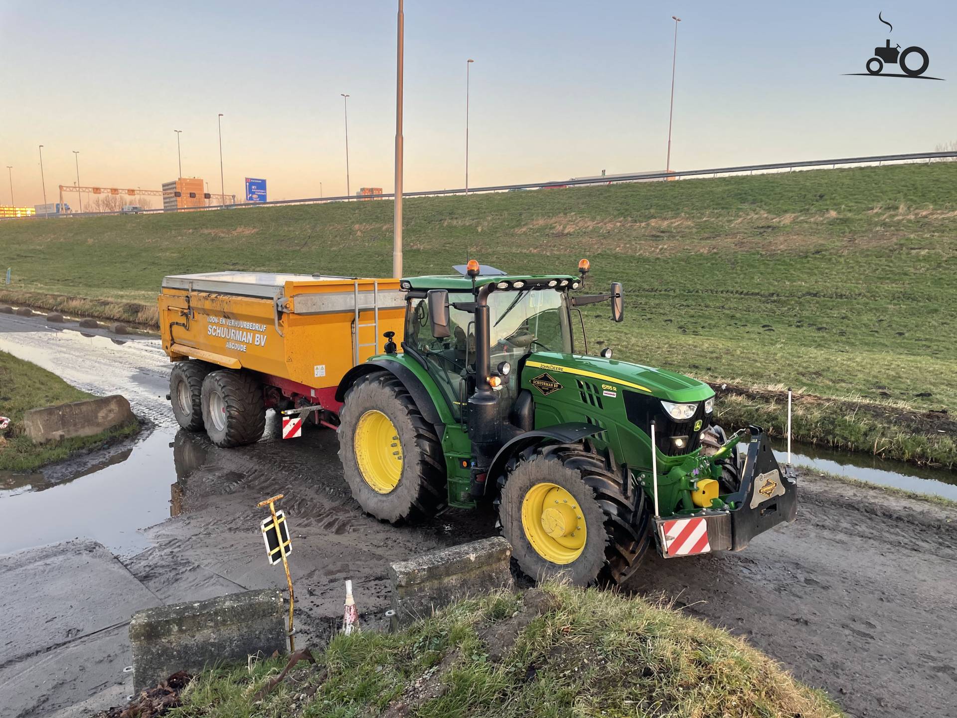 Foto John Deere 6155R #1458795