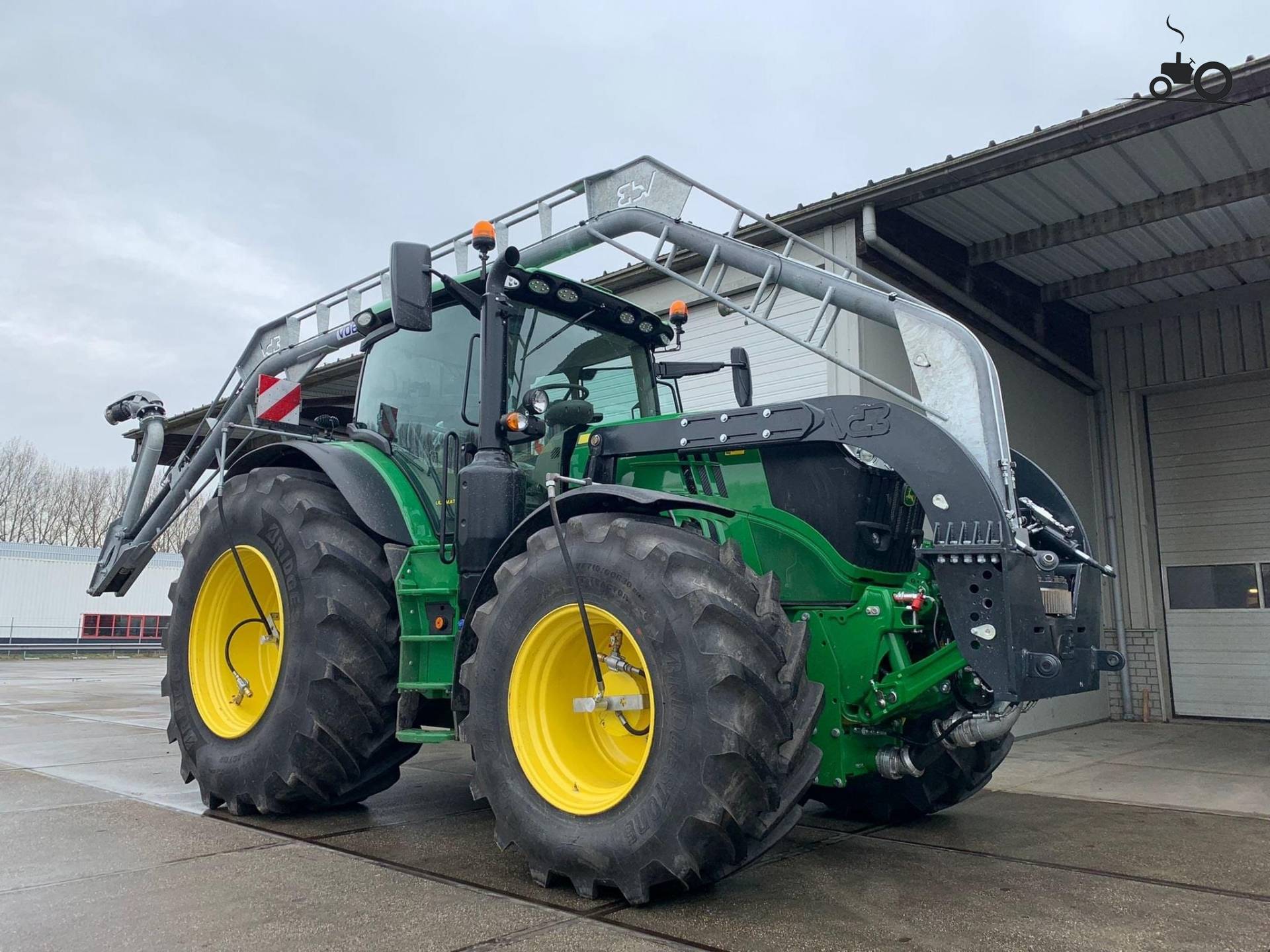 Foto John Deere 6215R #1460620