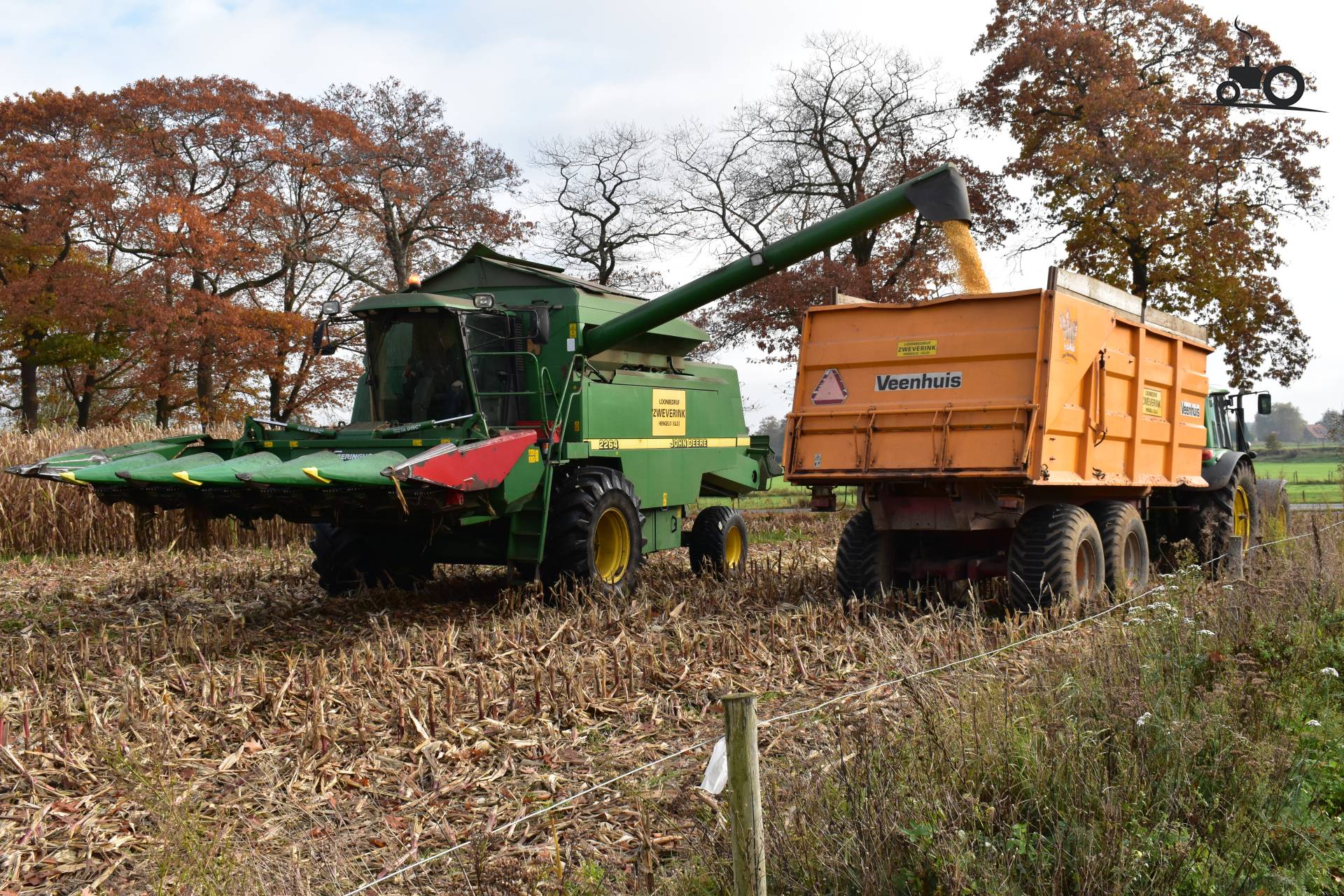 Foto John Deere 2264 #1461300